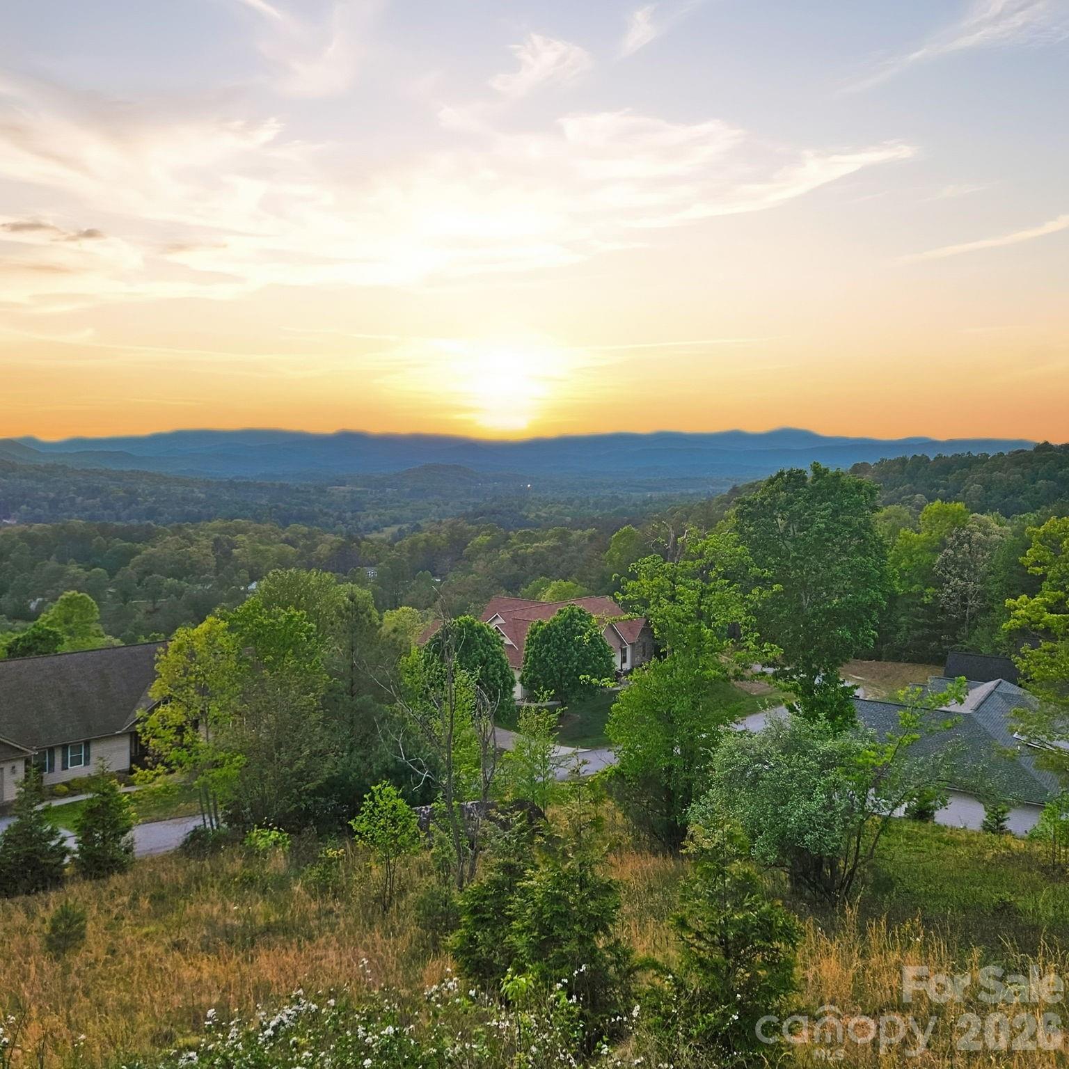 467 Crystal Heights Drive, Hendersonville, NC - photo 43 of 44
