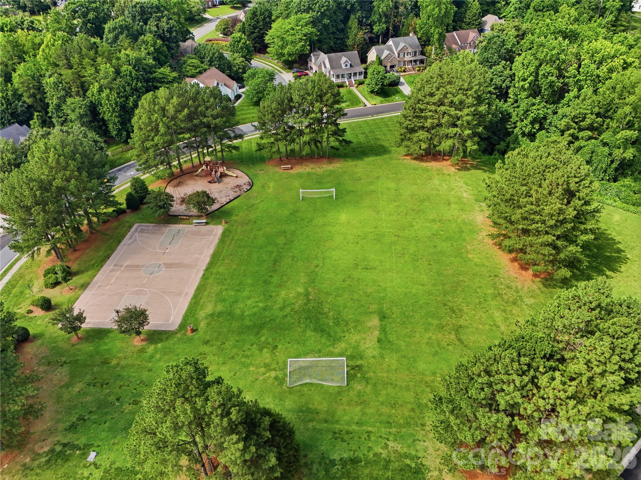 Photo 46 of 2940 Shady Reach Lane, Charlotte, NC