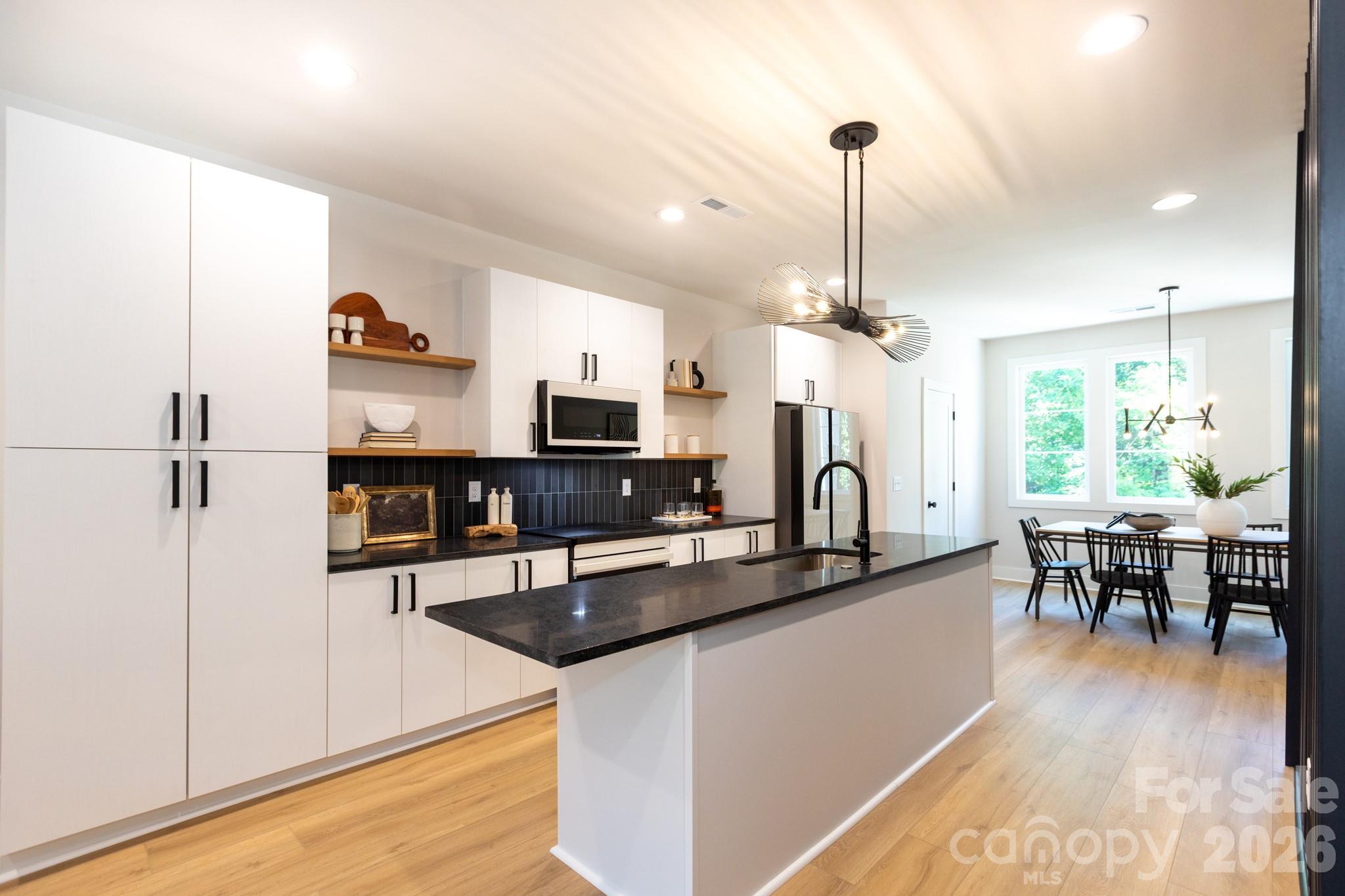 Photo 5 of 1308 Carolyn Drive, Charlotte, NC