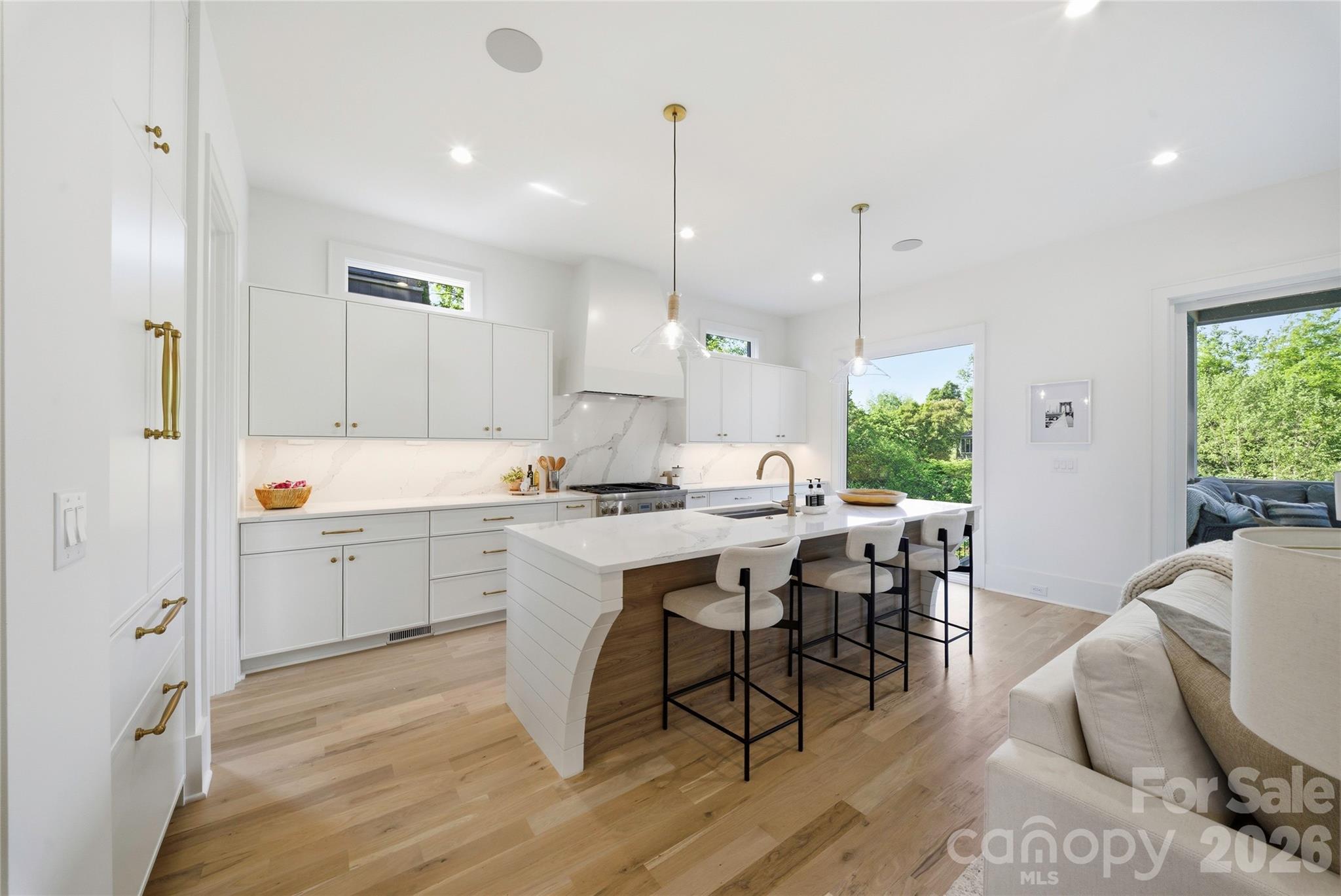 Photo 6 of 719 Charles Avenue, Charlotte, NC