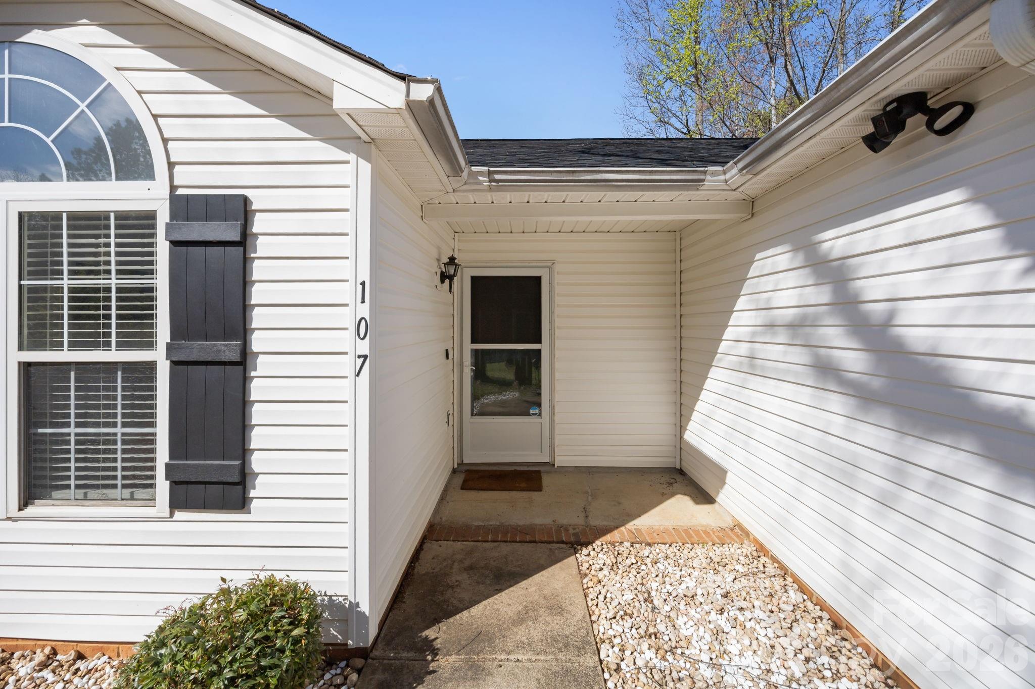 Photo 3 of 107 Panther Creek Road E, Troutman, NC