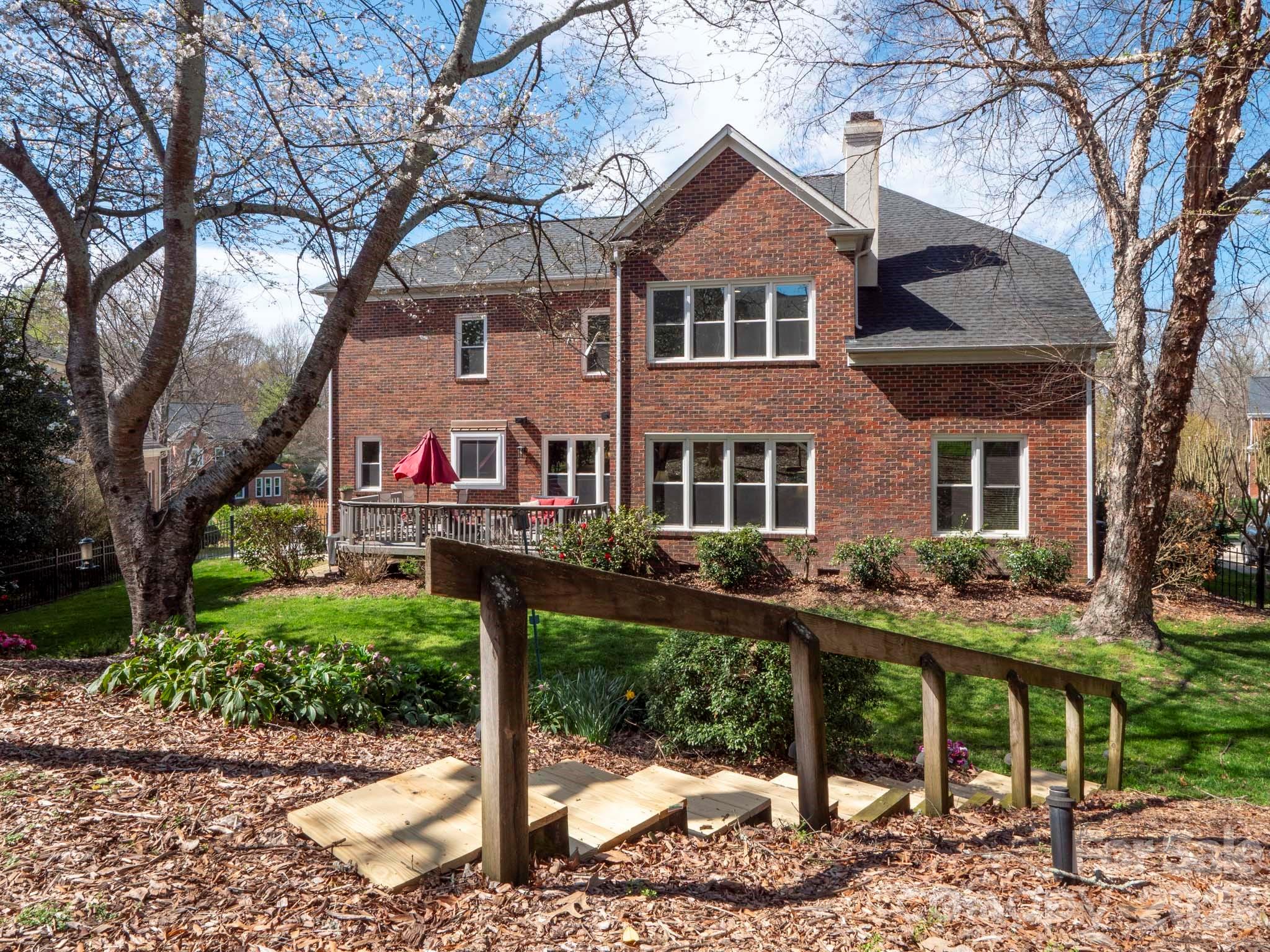 5423 Piper Glen Drive, Charlotte, NC - photo 37 of 42