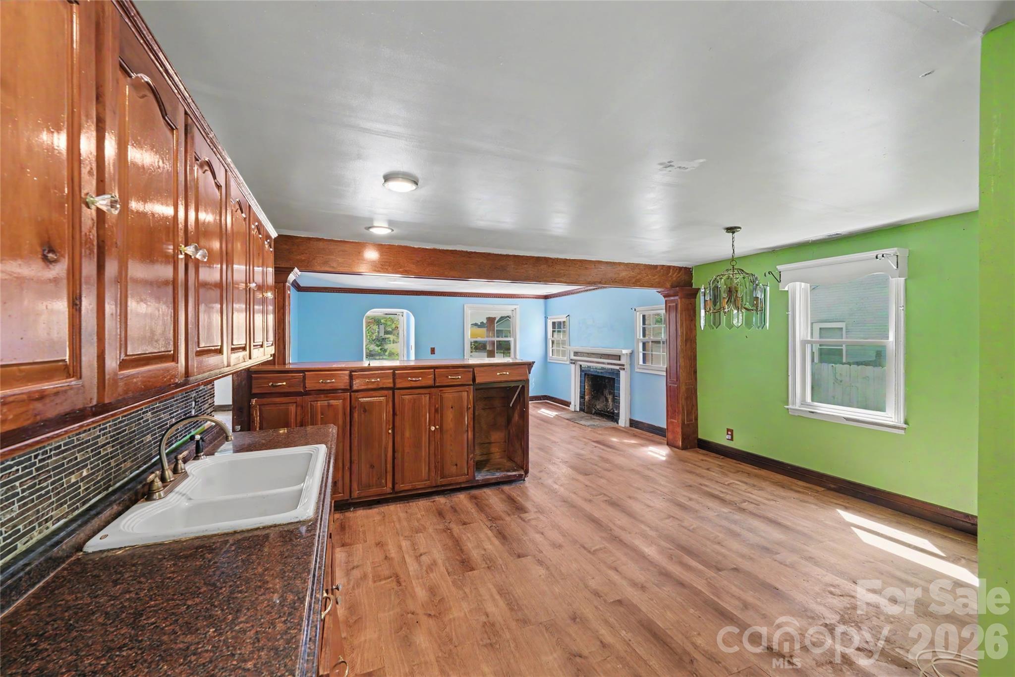 Photo 12 of 1212 Meadow Lane Lane, Charlotte, NC