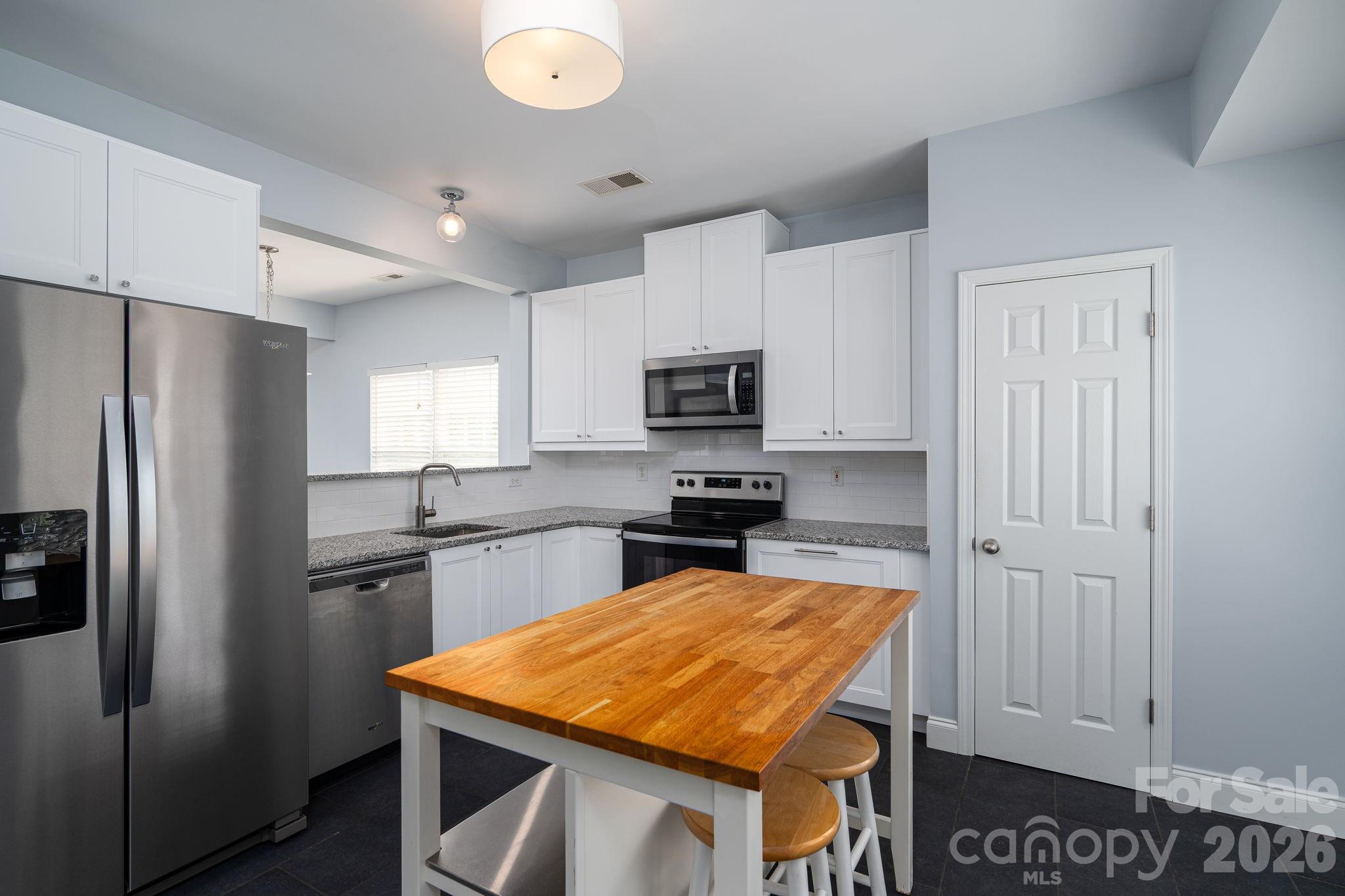 304 Rock Ridge Lane, Mount Holly, NC - photo 16 of 38