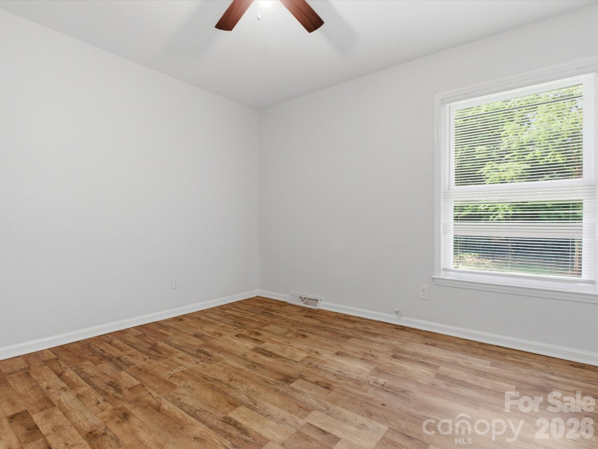 Photo 15 of 622 Dunbrook Lane, Charlotte, NC