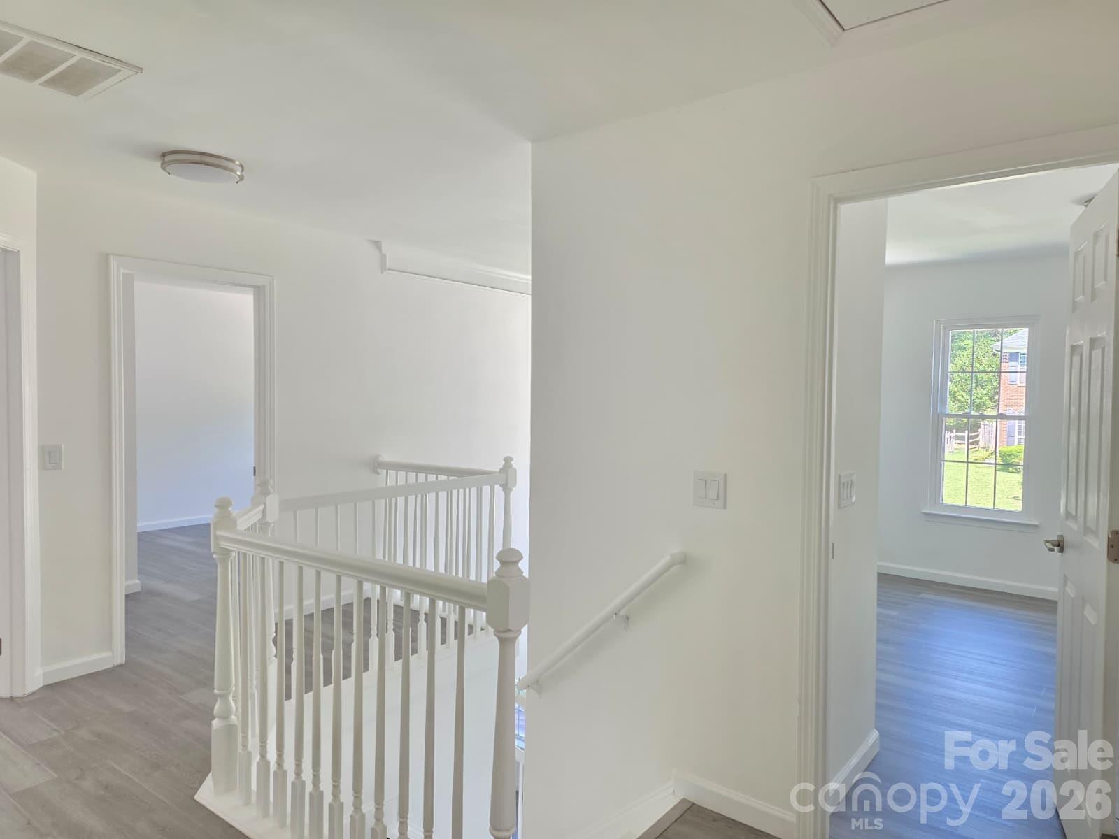 Photo 31 of 10317 Stoneykirk Lane, Charlotte, NC