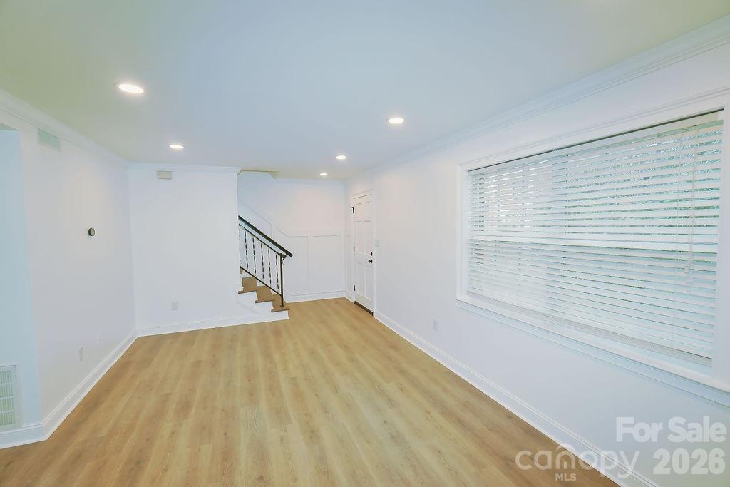 Photo 3 of 8805 Hunter Ridge Drive, Charlotte, NC