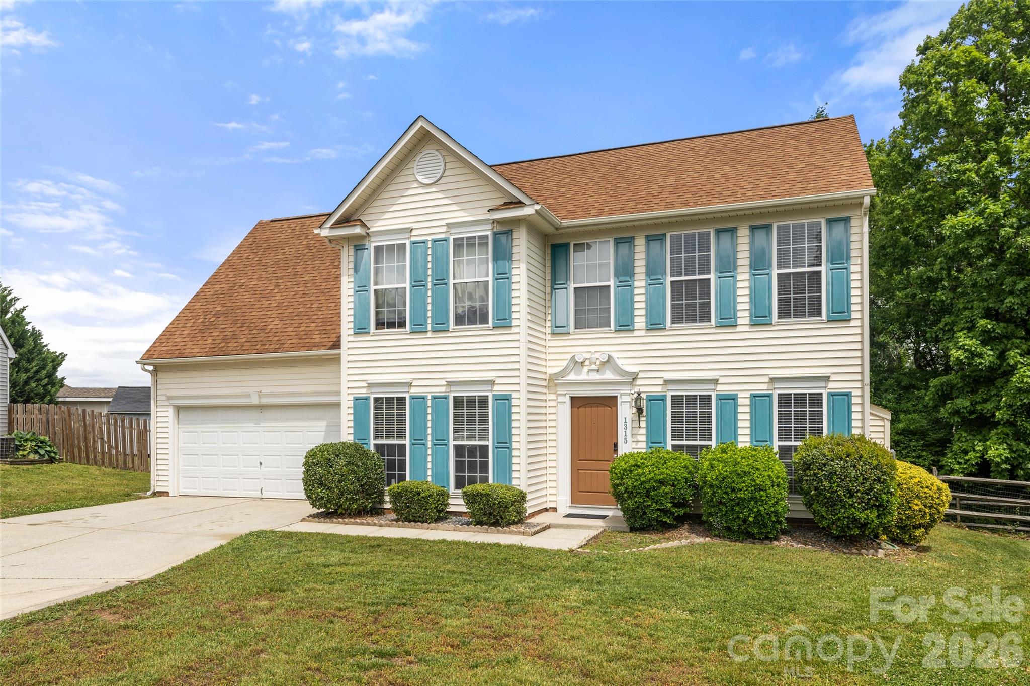Photo 2 of 1315 Red Tallen Court, Charlotte, NC