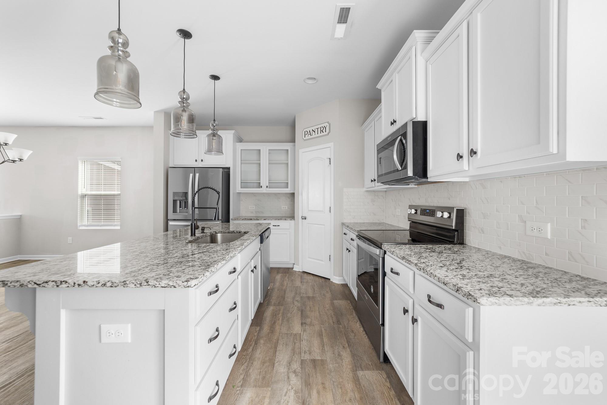 5145 Thomasville Drive, Belmont, NC - photo 6 of 32