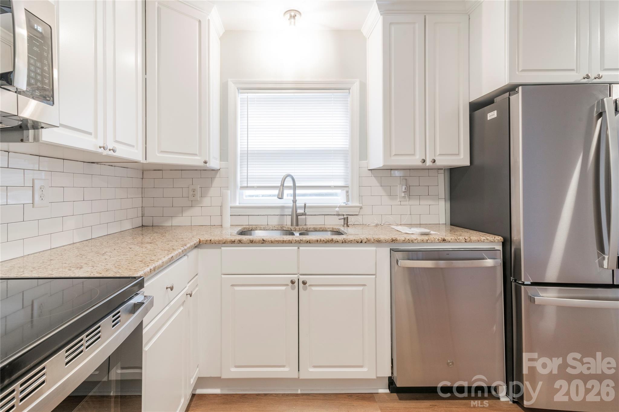 Photo 12 of 3037 Marlowe Avenue, Charlotte, NC