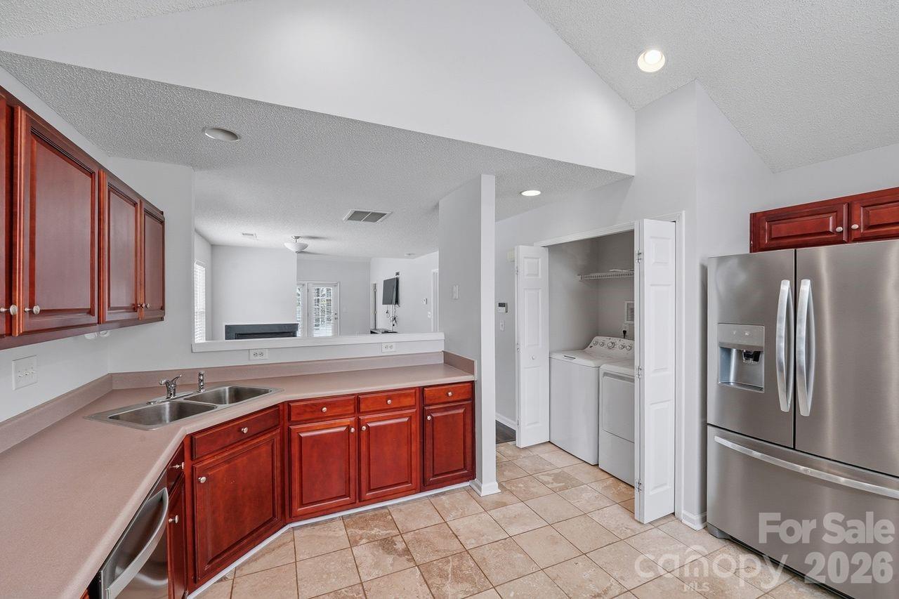 Photo 7 of 8221 Christmas Court, Charlotte, NC