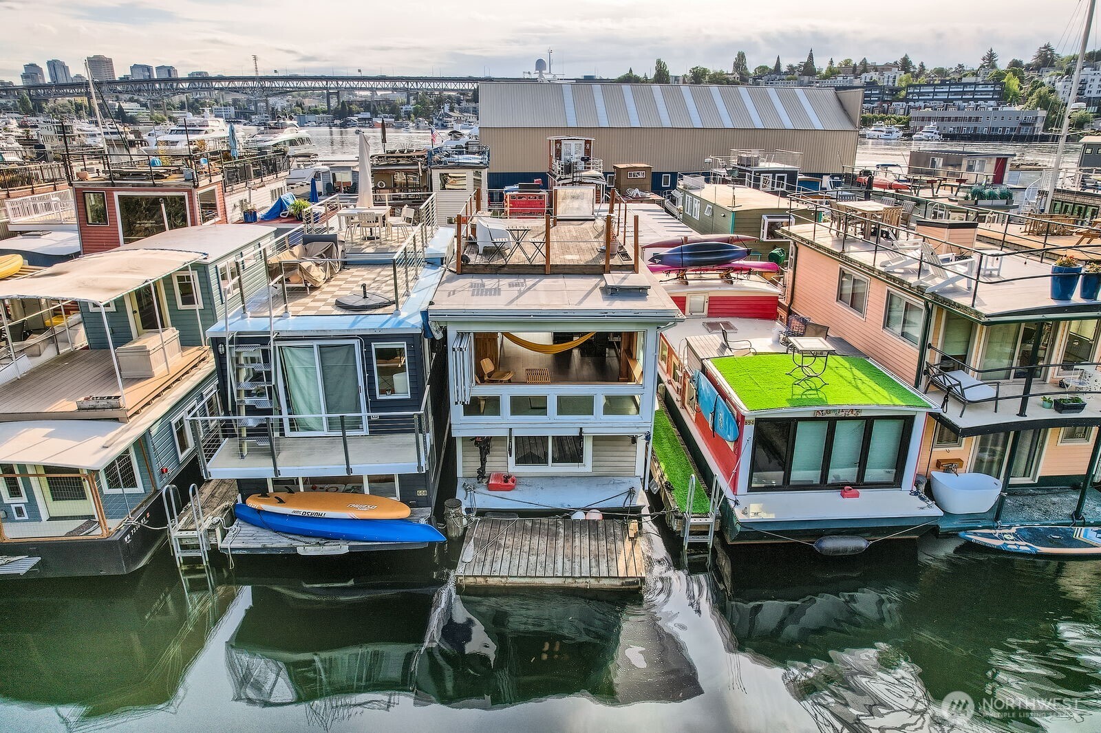 Seattle Floating Homes and Houseboats, Seattle WA