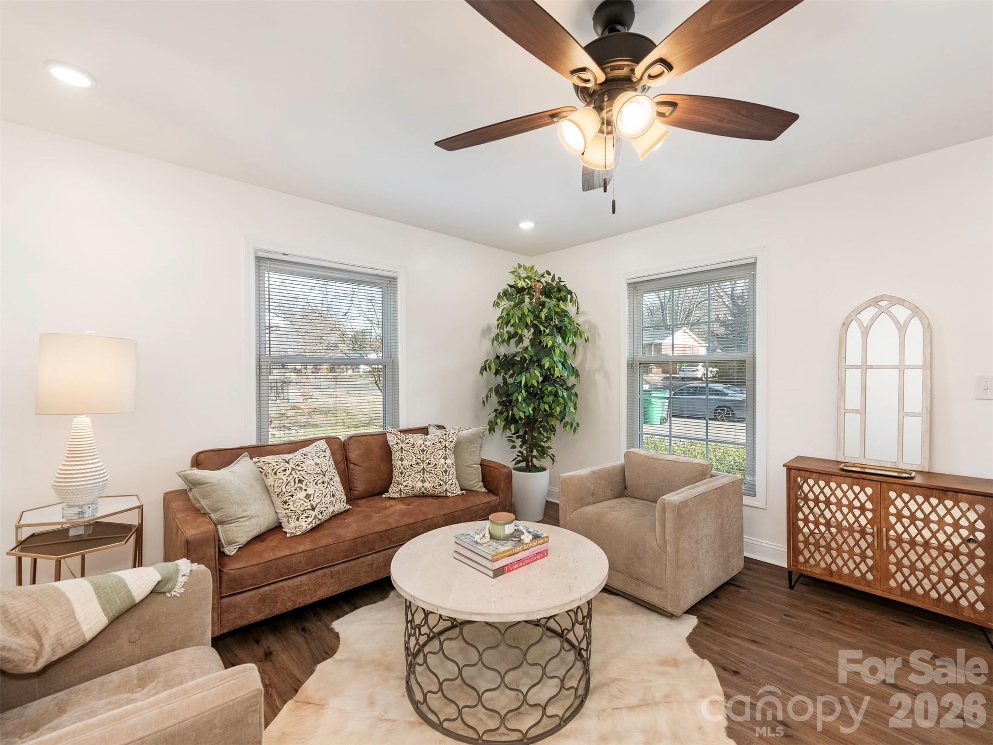 4014 Fieldcrest Road, Charlotte, NC - photo 5 of 37
