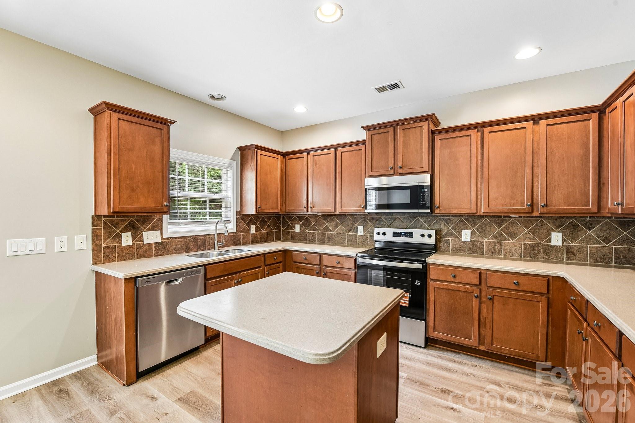 10149 Barrands Lane, Charlotte, NC - photo 16 of 49