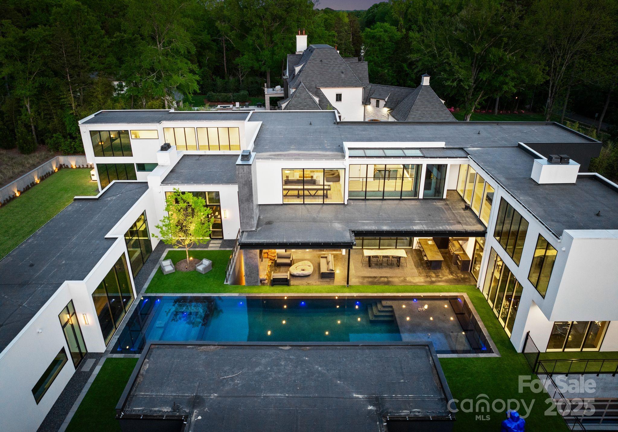 Photo 4 of 4817 Carmel Park Drive, Charlotte, NC