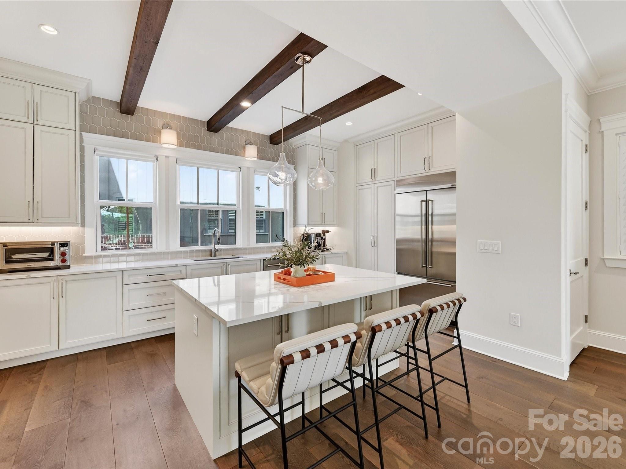 3074 Selwyn Avenue, Charlotte, NC - photo 7 of 39