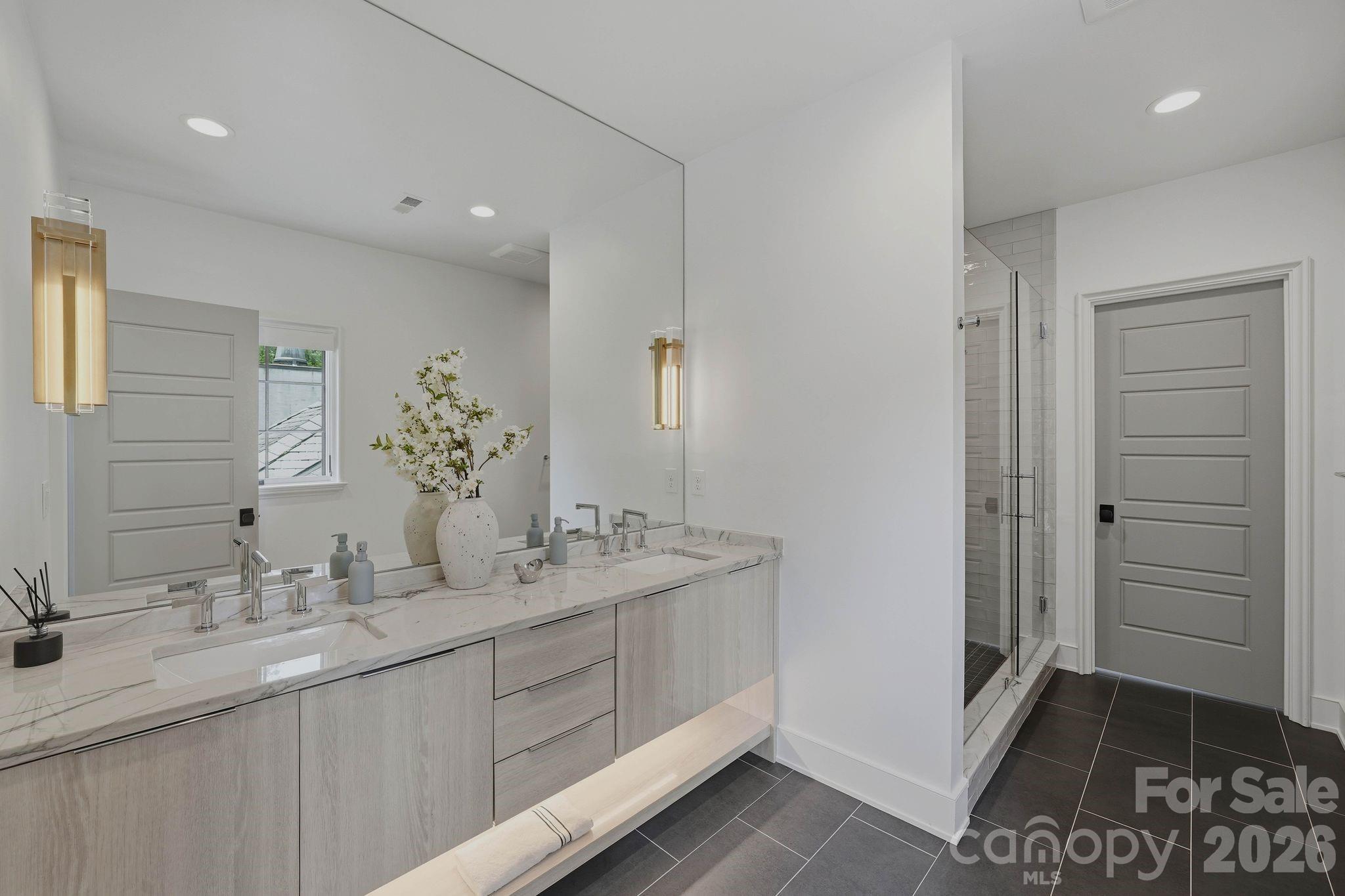 Photo 30 of 1919 Shoreham Drive, Charlotte, NC