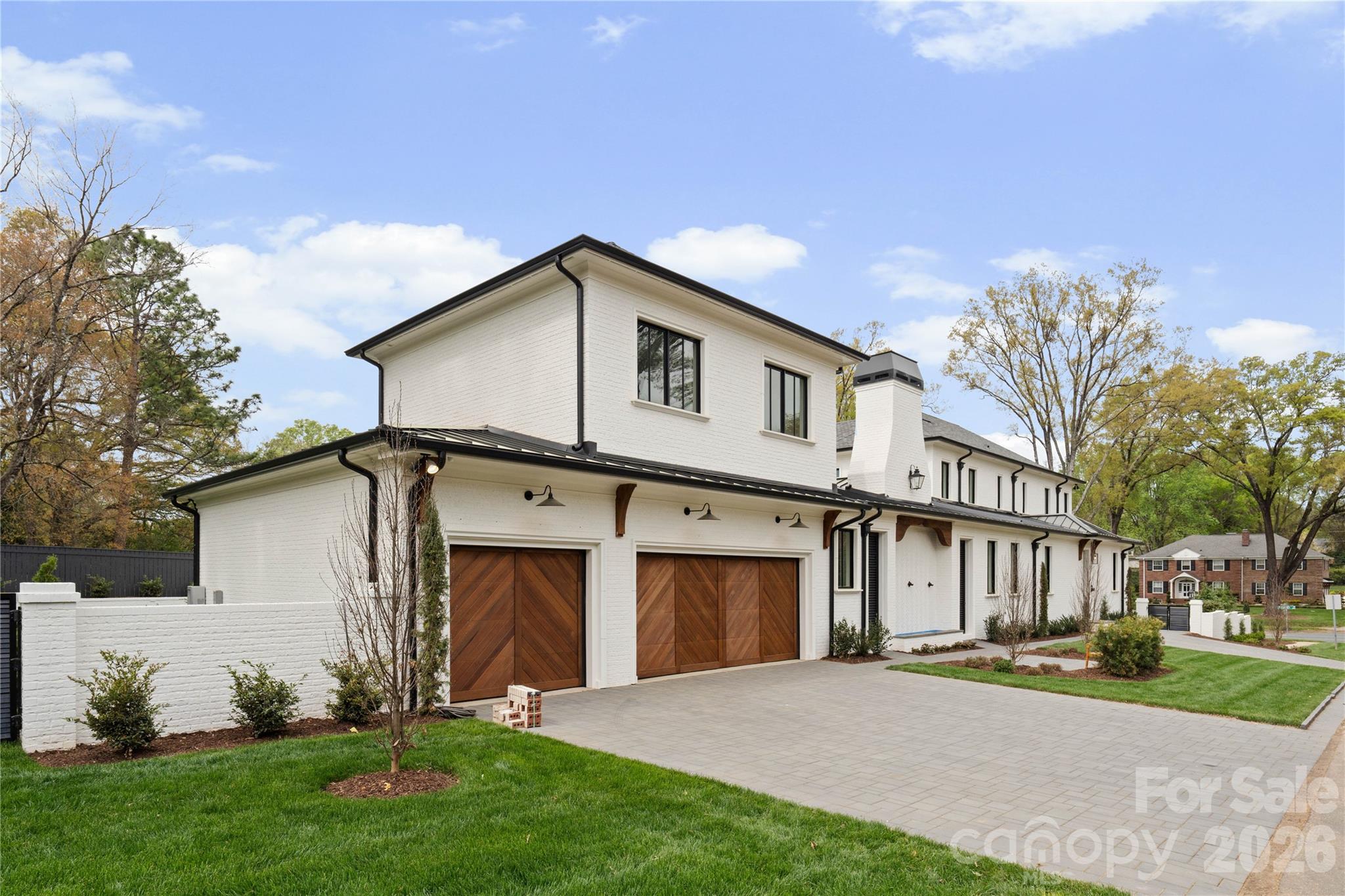 2208 Overhill Road, Charlotte, NC - photo 3 of 48