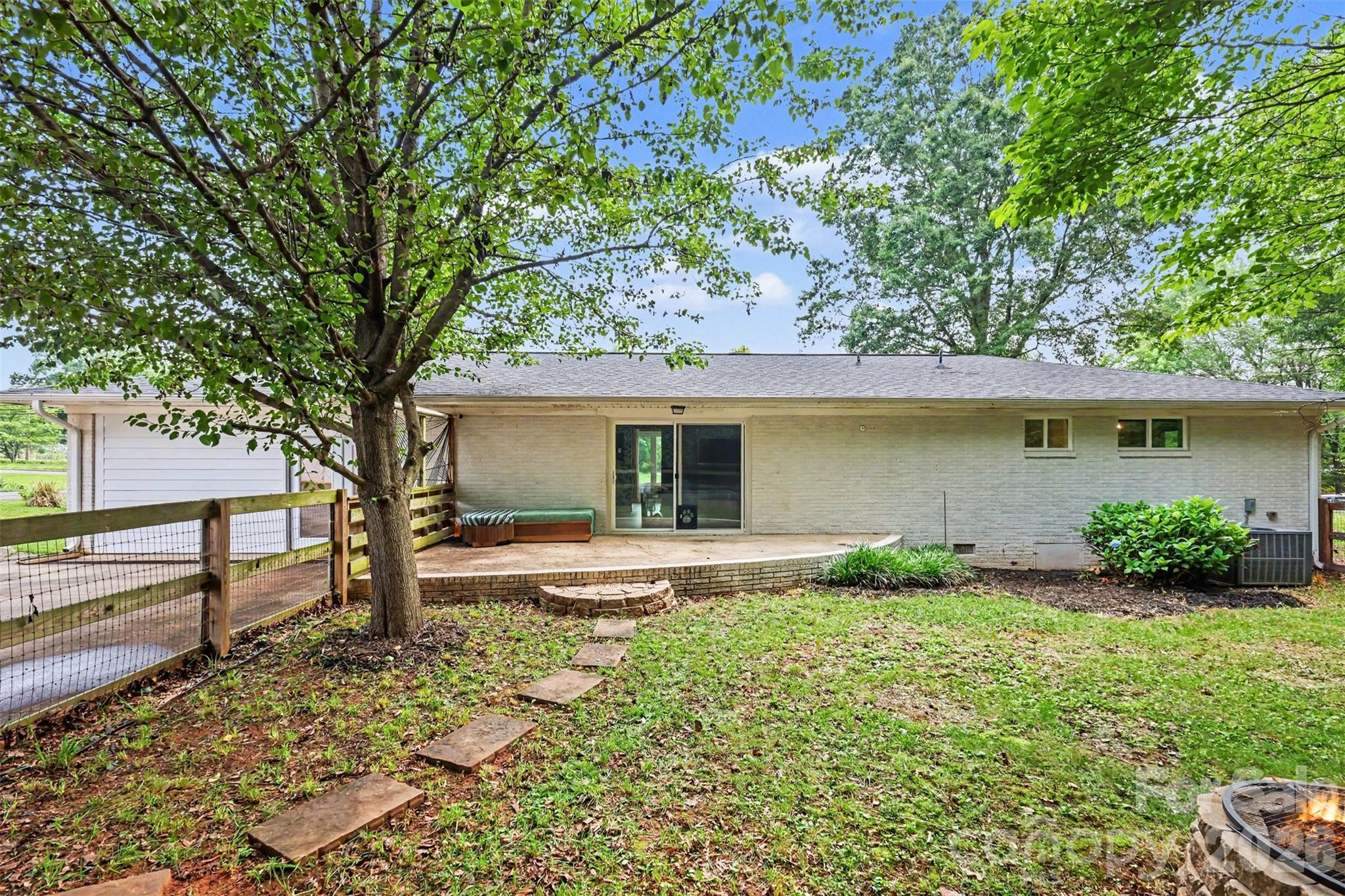 Photo 31 of 7048 Delta Lake Drive, Charlotte, NC