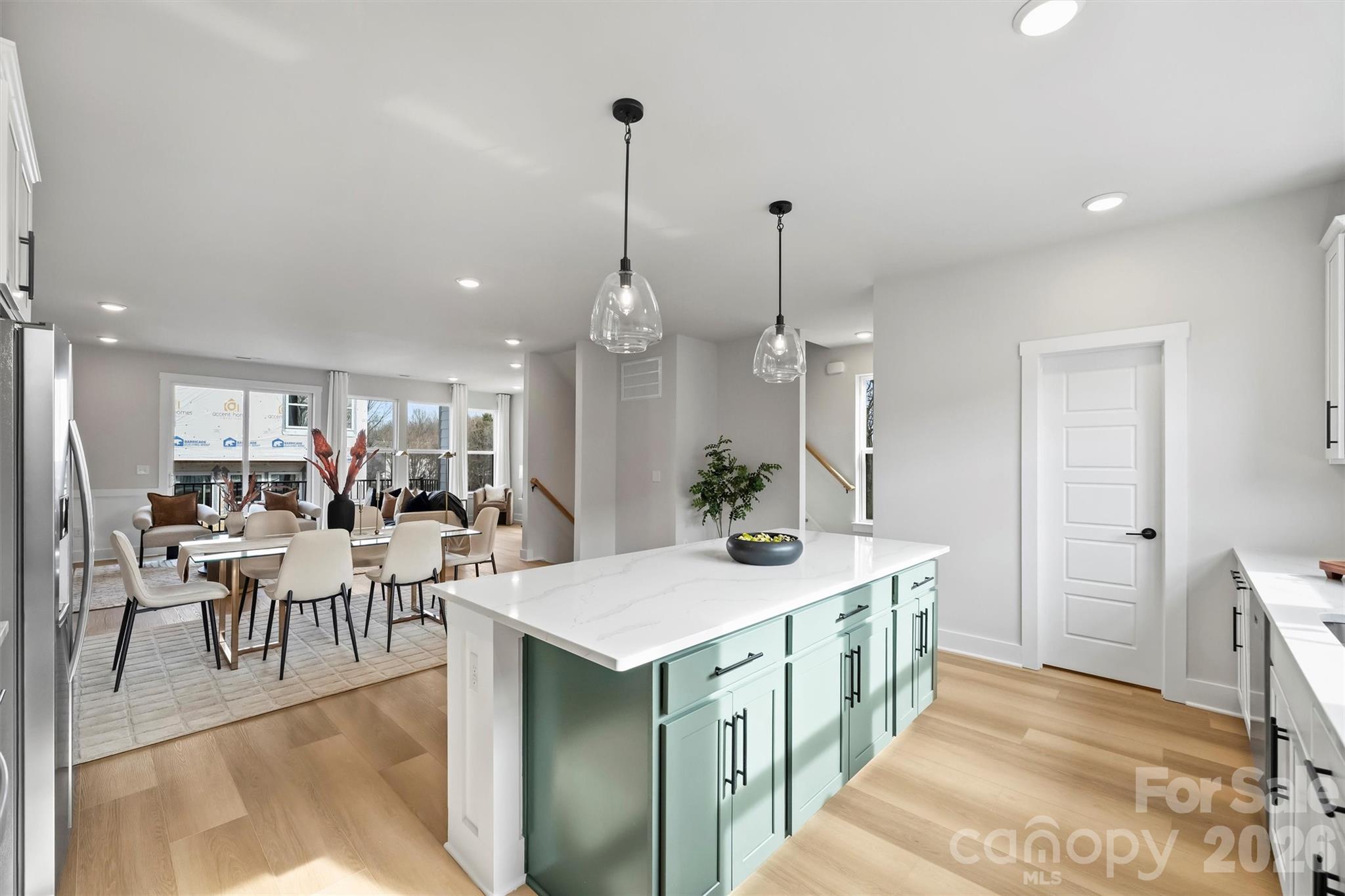 Photo 5 of 8006 Sansom Circle, Charlotte, NC