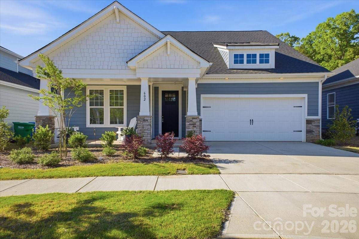 602 Banter Lane, Cramerton, NC