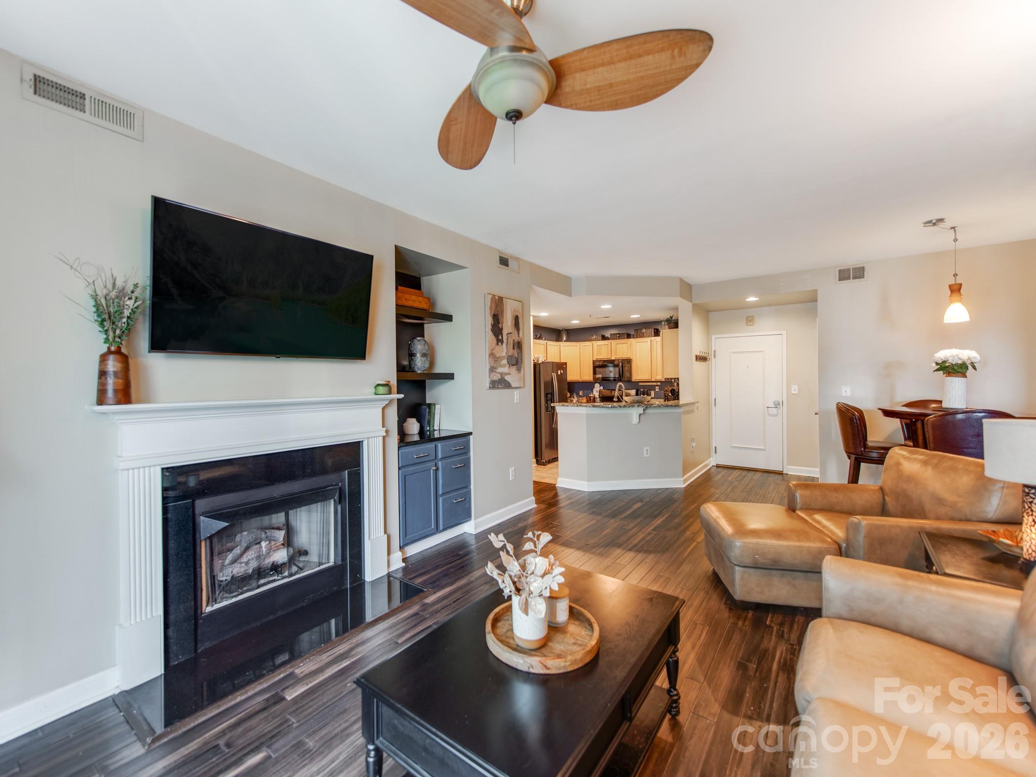 Photo 7 of 718 W Trade Street414, Charlotte, NC