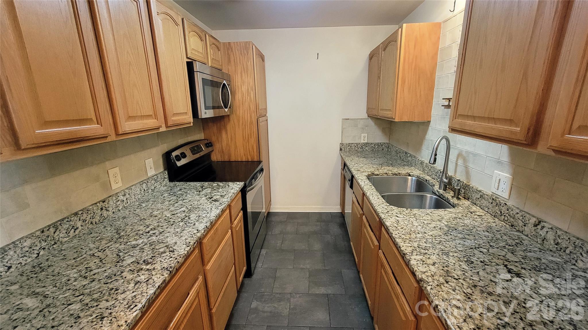 Photo 4 of 1323 Queens Road320, Charlotte, NC