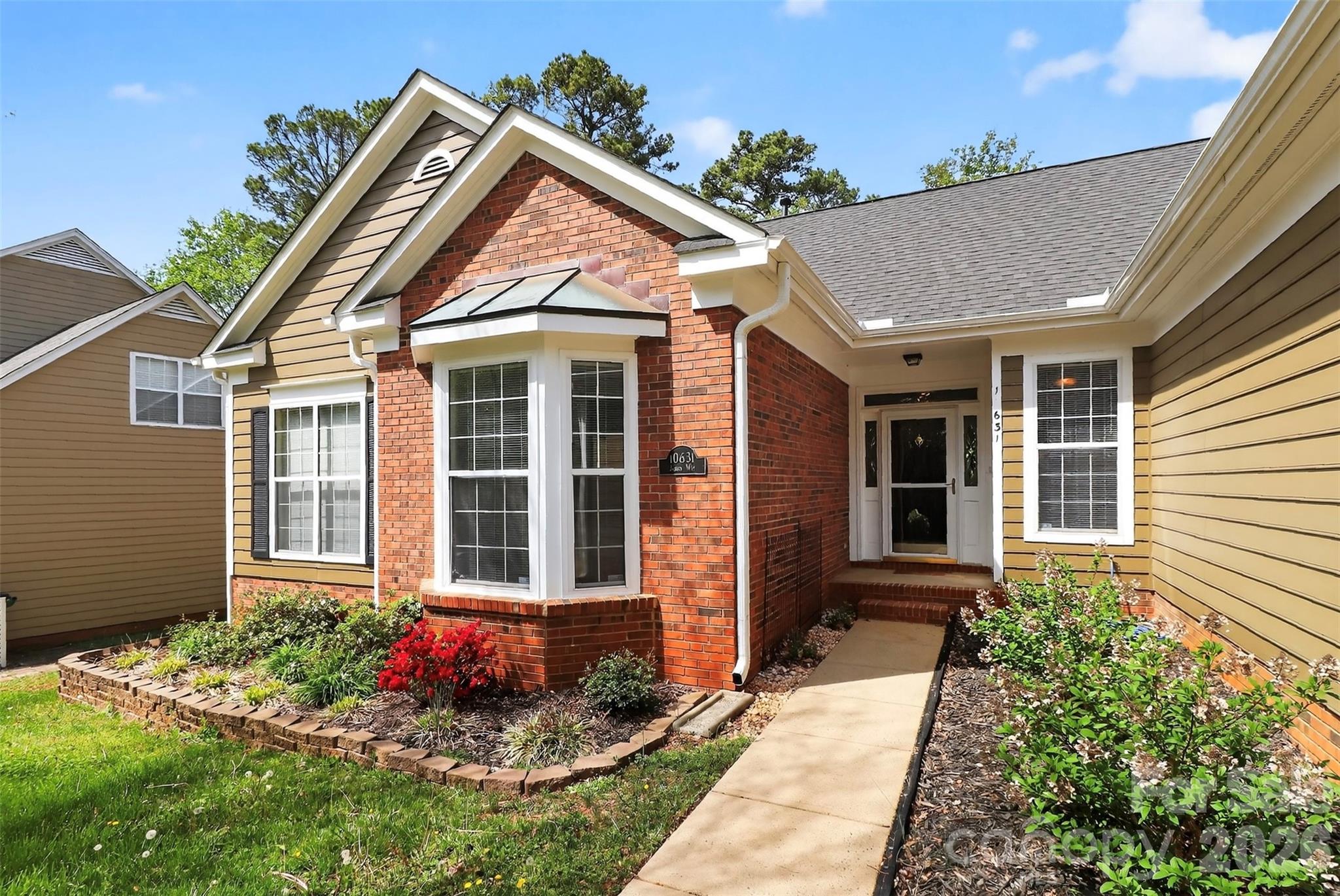 Photo 3 of 10631 Jardin Way, Charlotte, NC