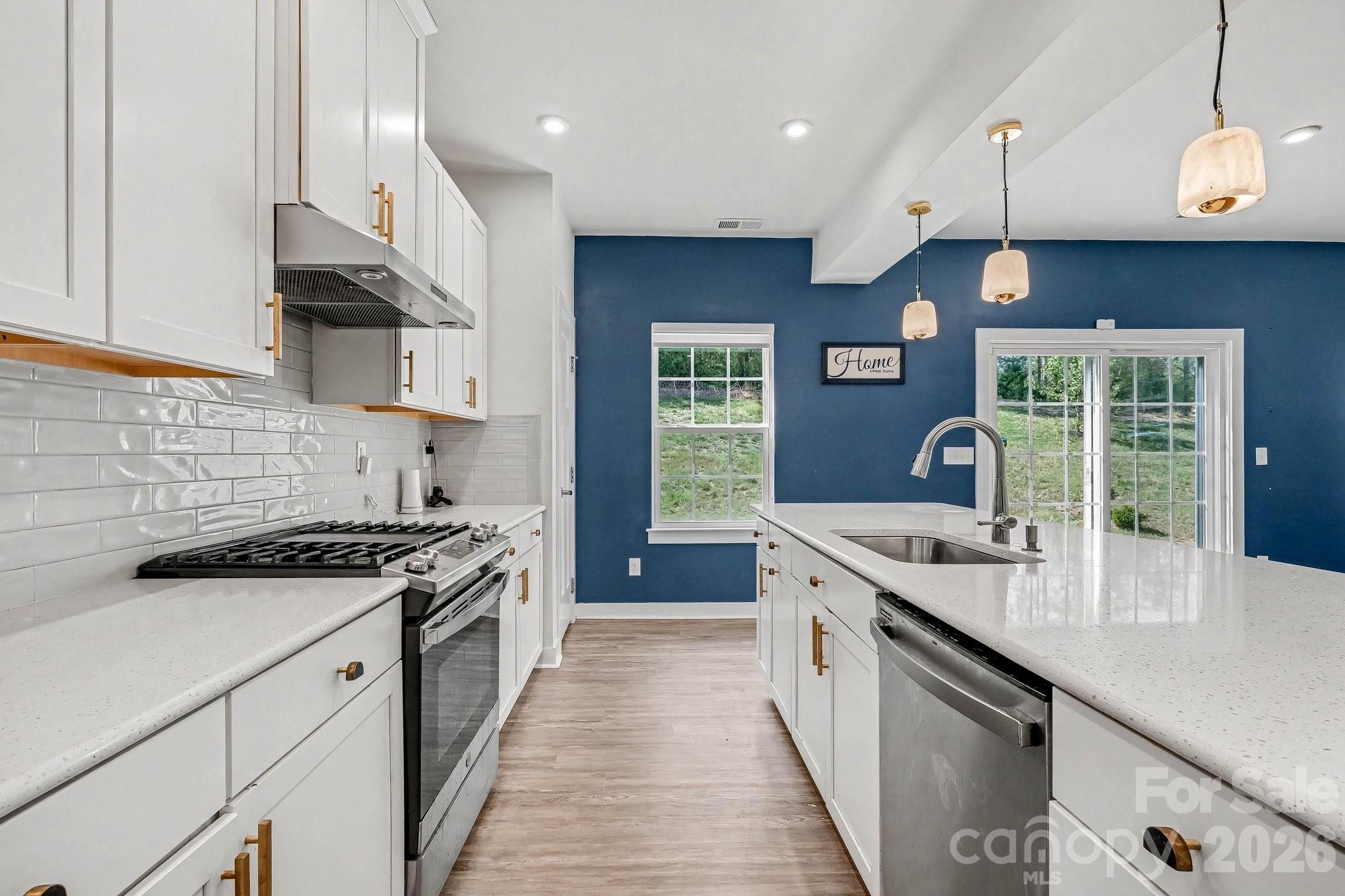 Photo 18 of 10344 Paper Birch Drive, Charlotte, NC
