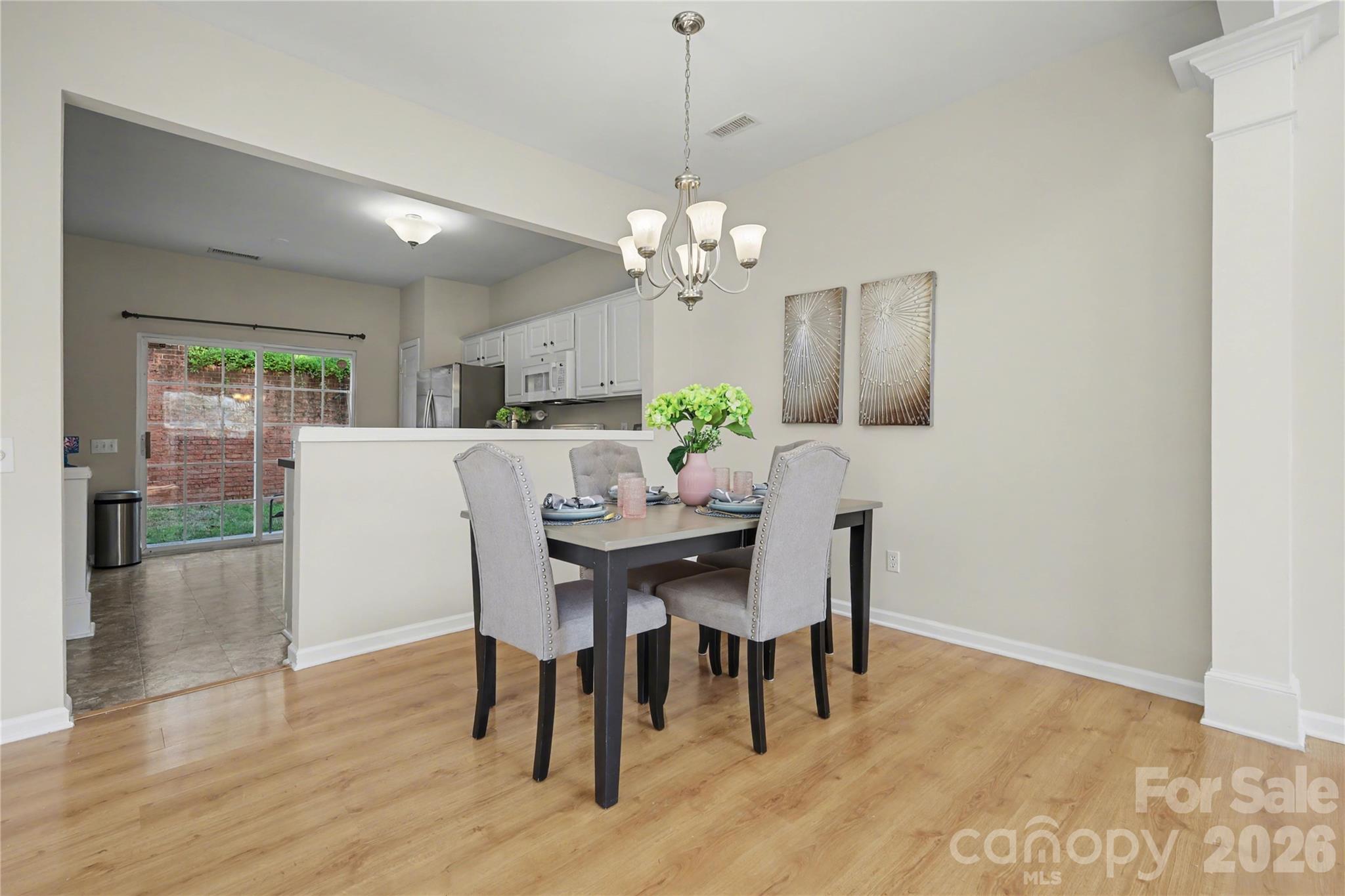 Photo 6 of 6930 Beverly Springs Drive, Charlotte, NC