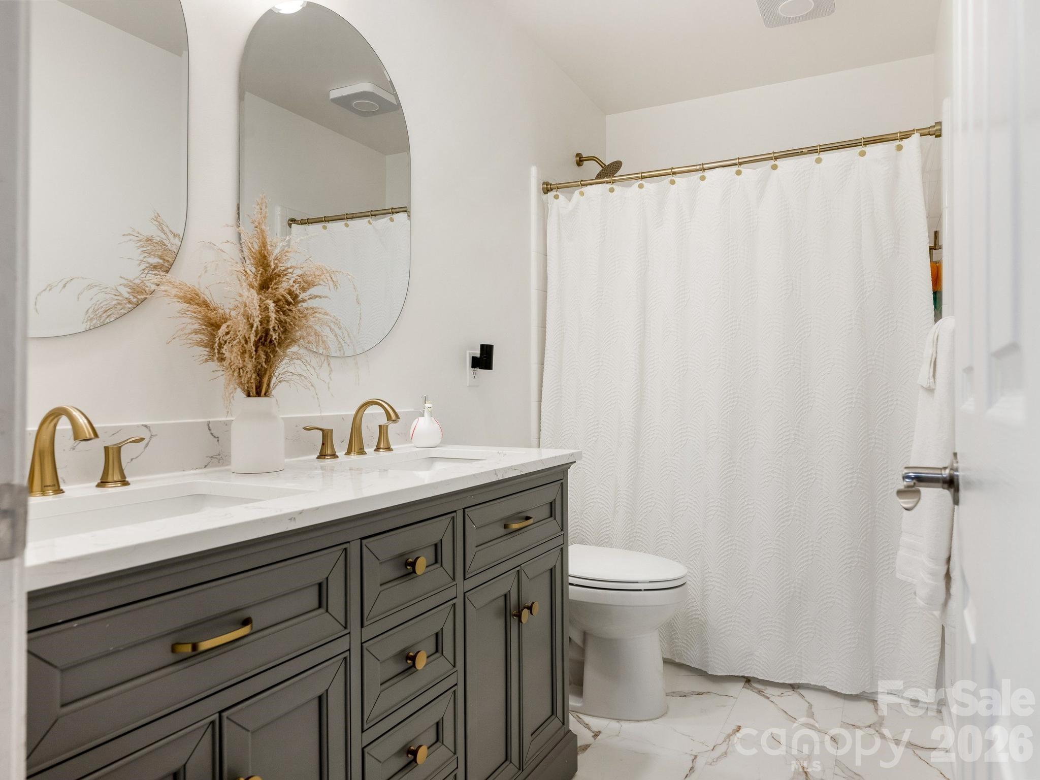 Photo 24 of 6807 Guinevere Drive, Charlotte, NC