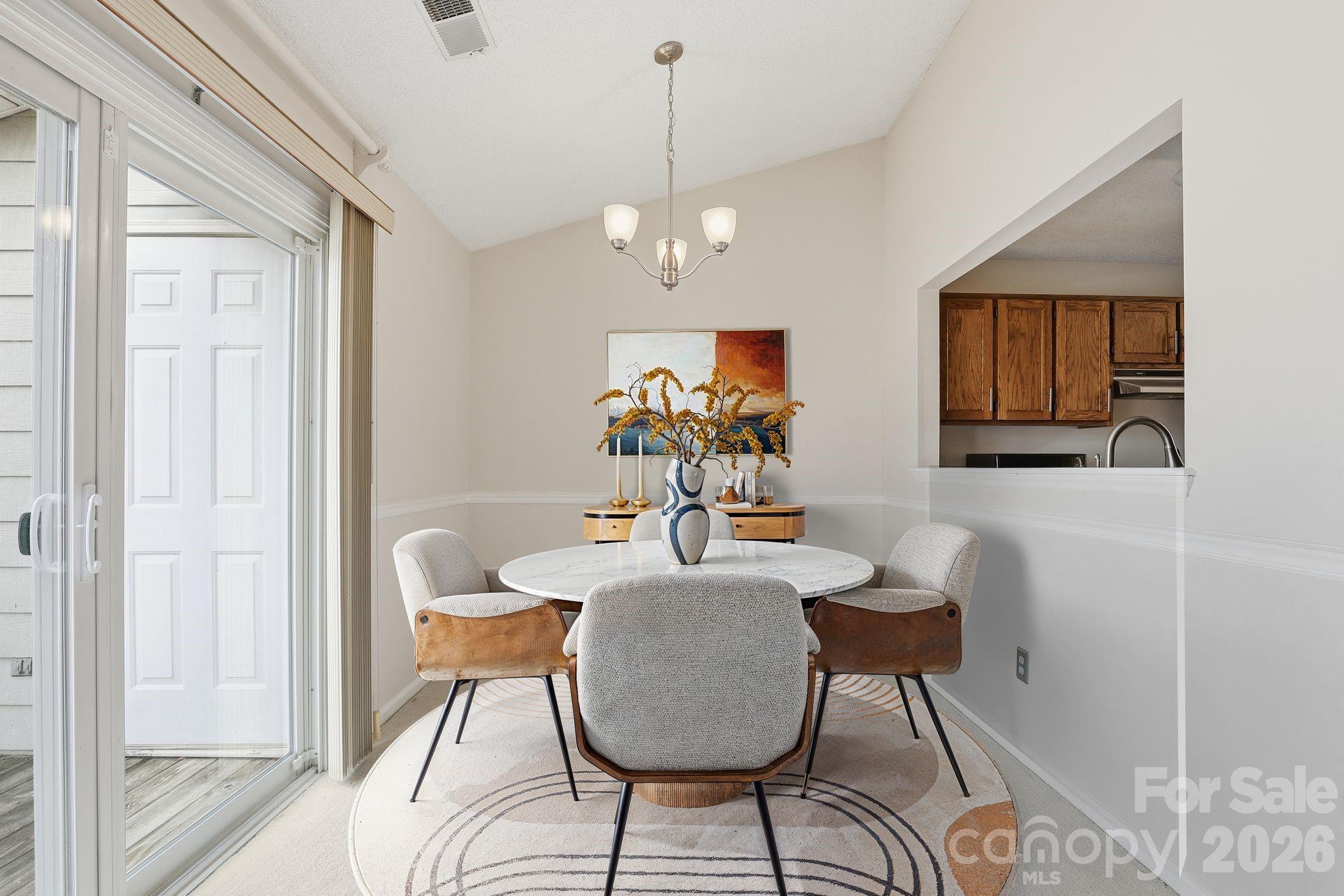 Photo 8 of 9209 Kings Canyon Drive, Charlotte, NC