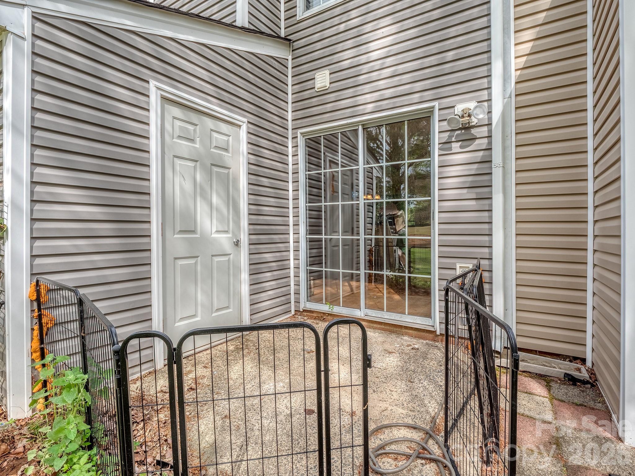Photo 30 of 8211 Golf Ridge Drive, Charlotte, NC