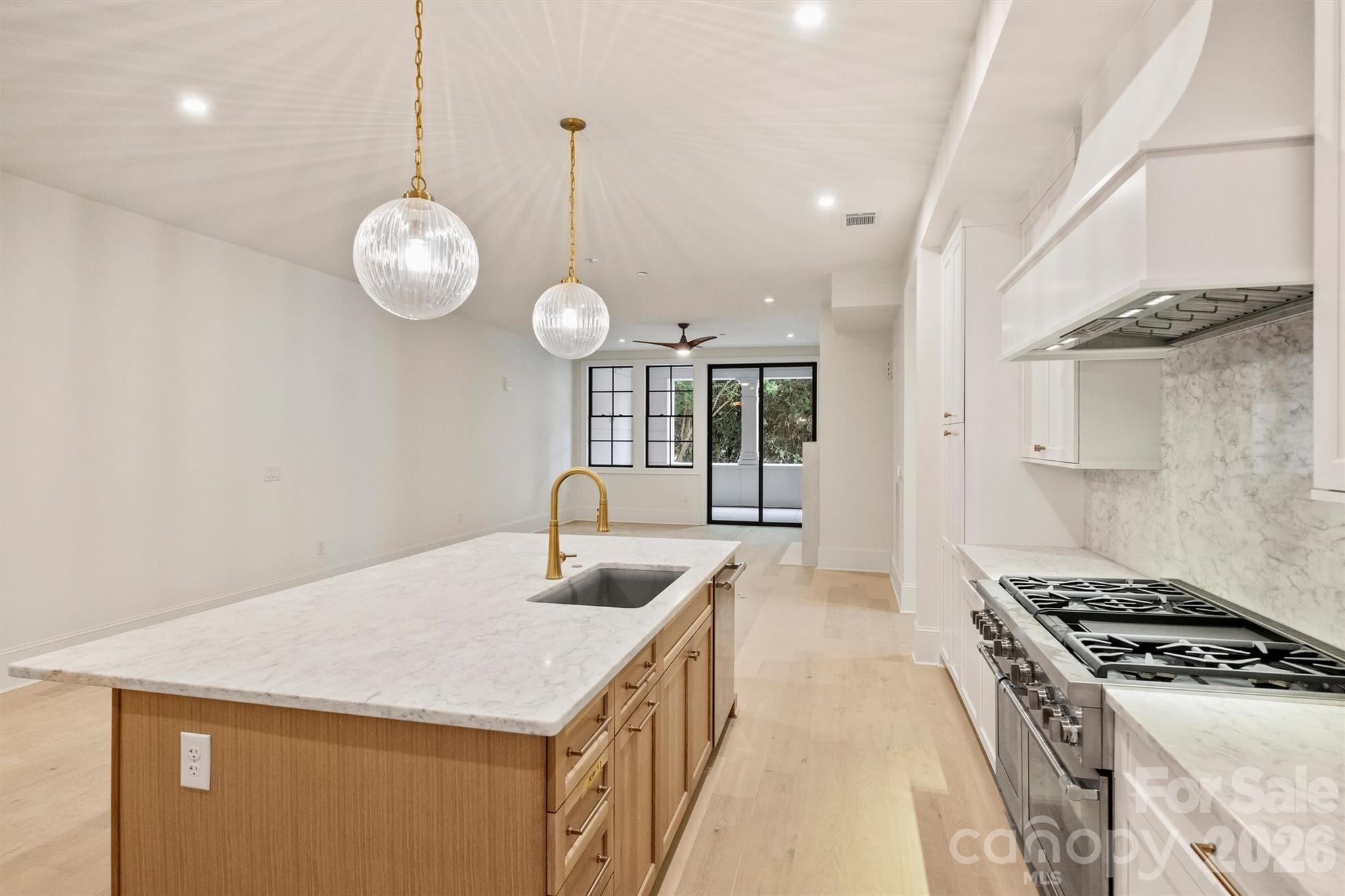 Photo 17 of 409 Queens Road304, Charlotte, NC
