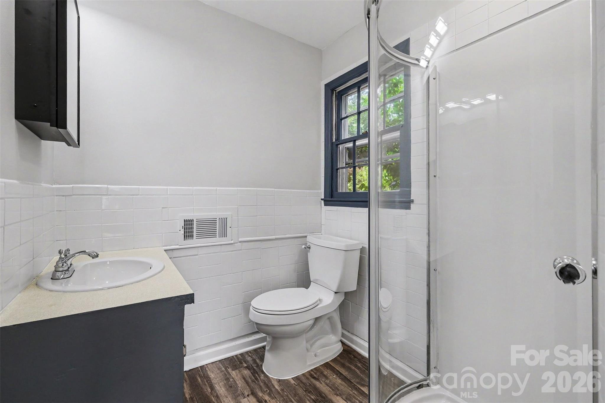 Home for sale at 1030 Mclaughlin Drive, Charlotte, NC — photo 22 of 33