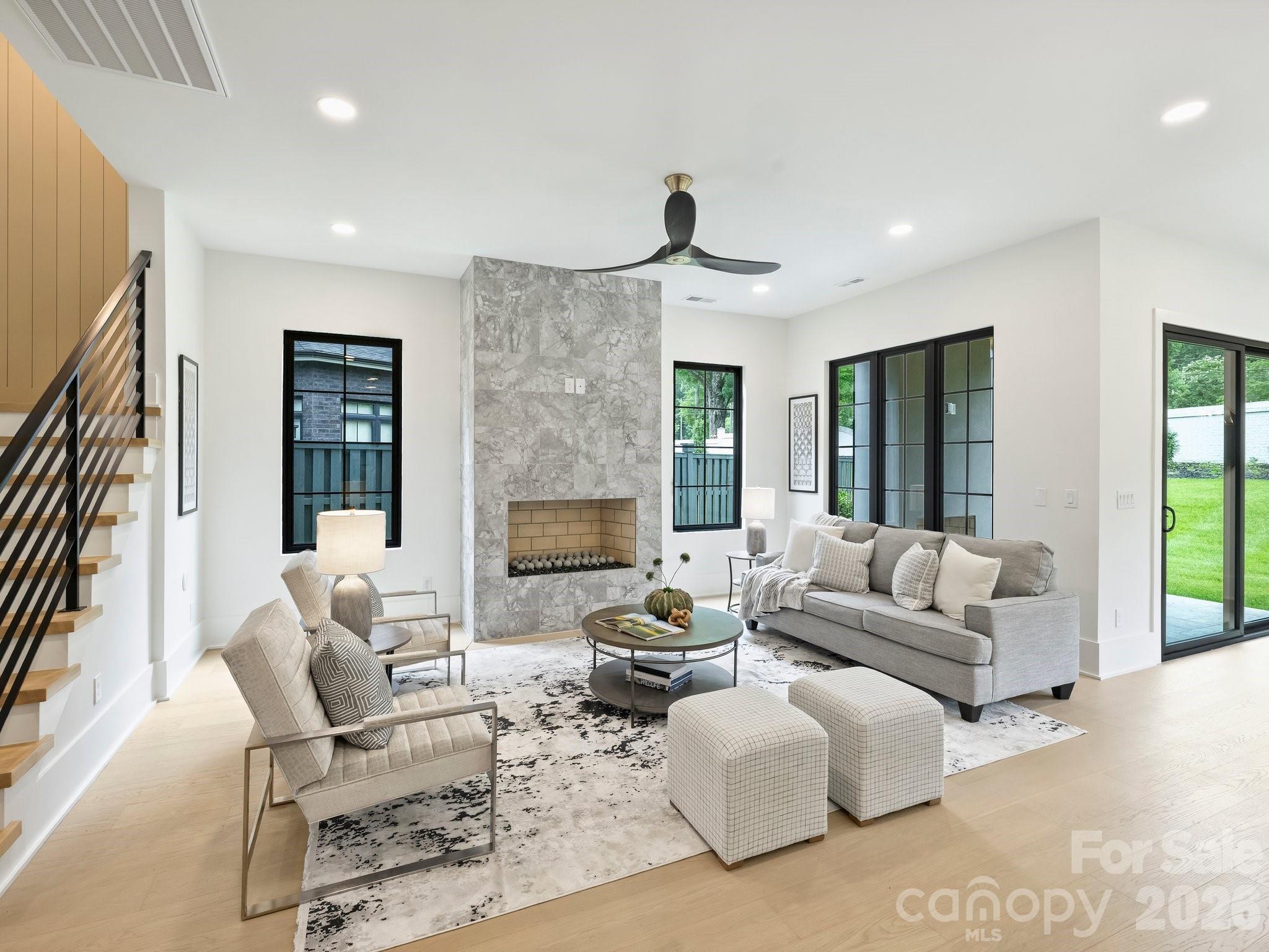 Photo 7 of 923 Laurel Creek Lane, Charlotte, NC