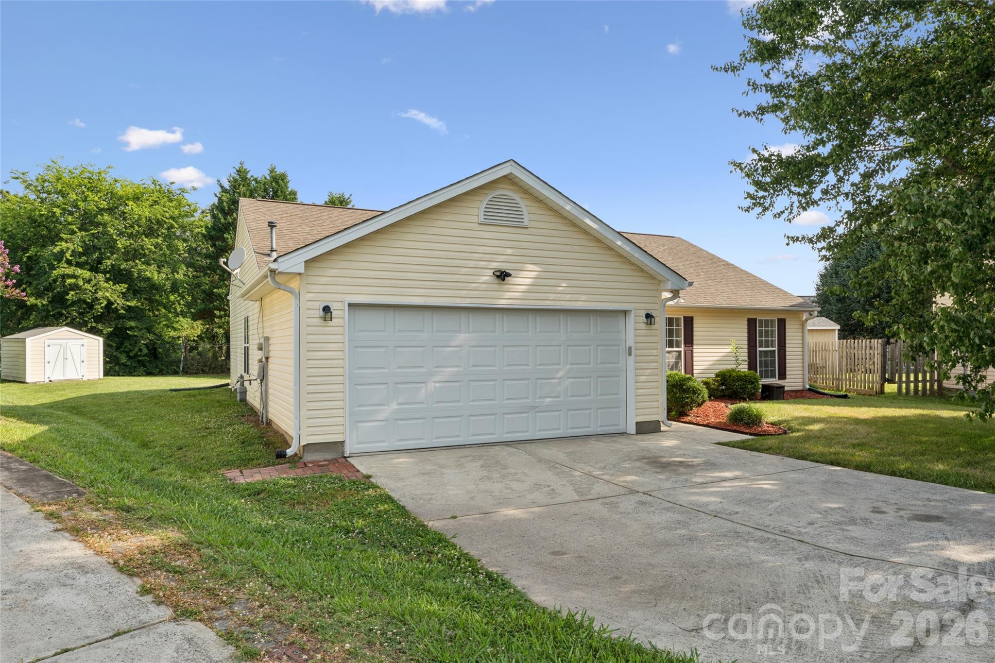Home for sale at 13511 Diadem Court6, Charlotte, NC — photo 1 of 33
