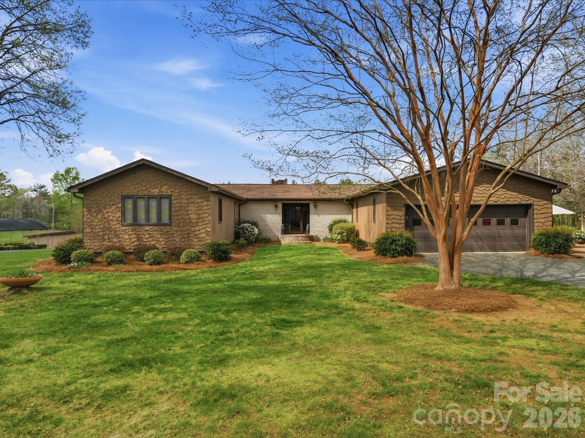 Photo 3 of 2620 Reeves Island Road, Richfield, NC