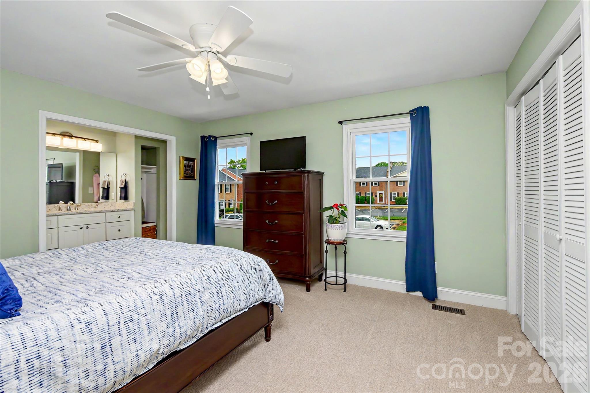 Photo 18 of 8333 Knights Bridge Road, Charlotte, NC