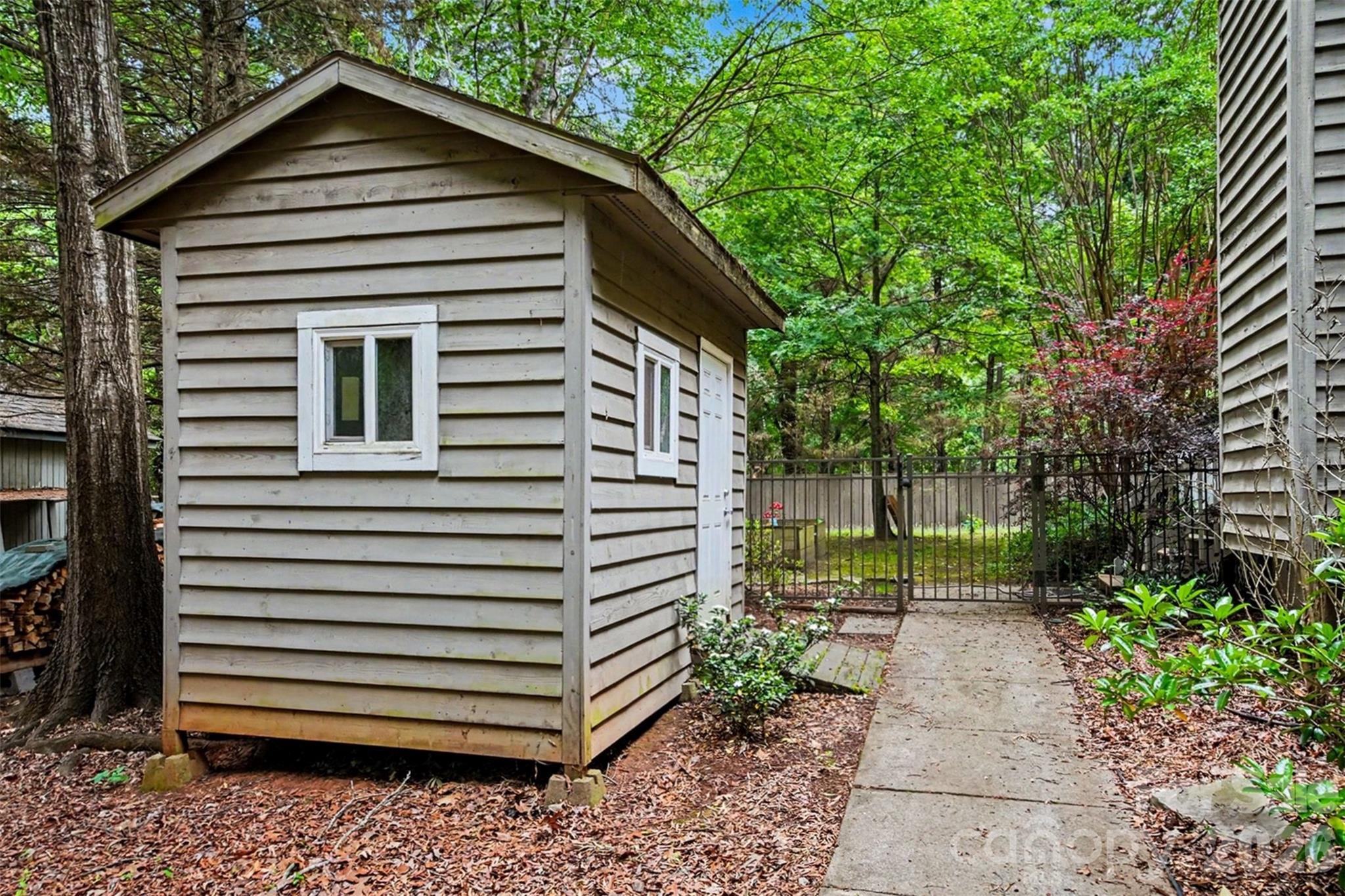 Photo 32 of 14522 Harbor Estate Road, Charlotte, NC