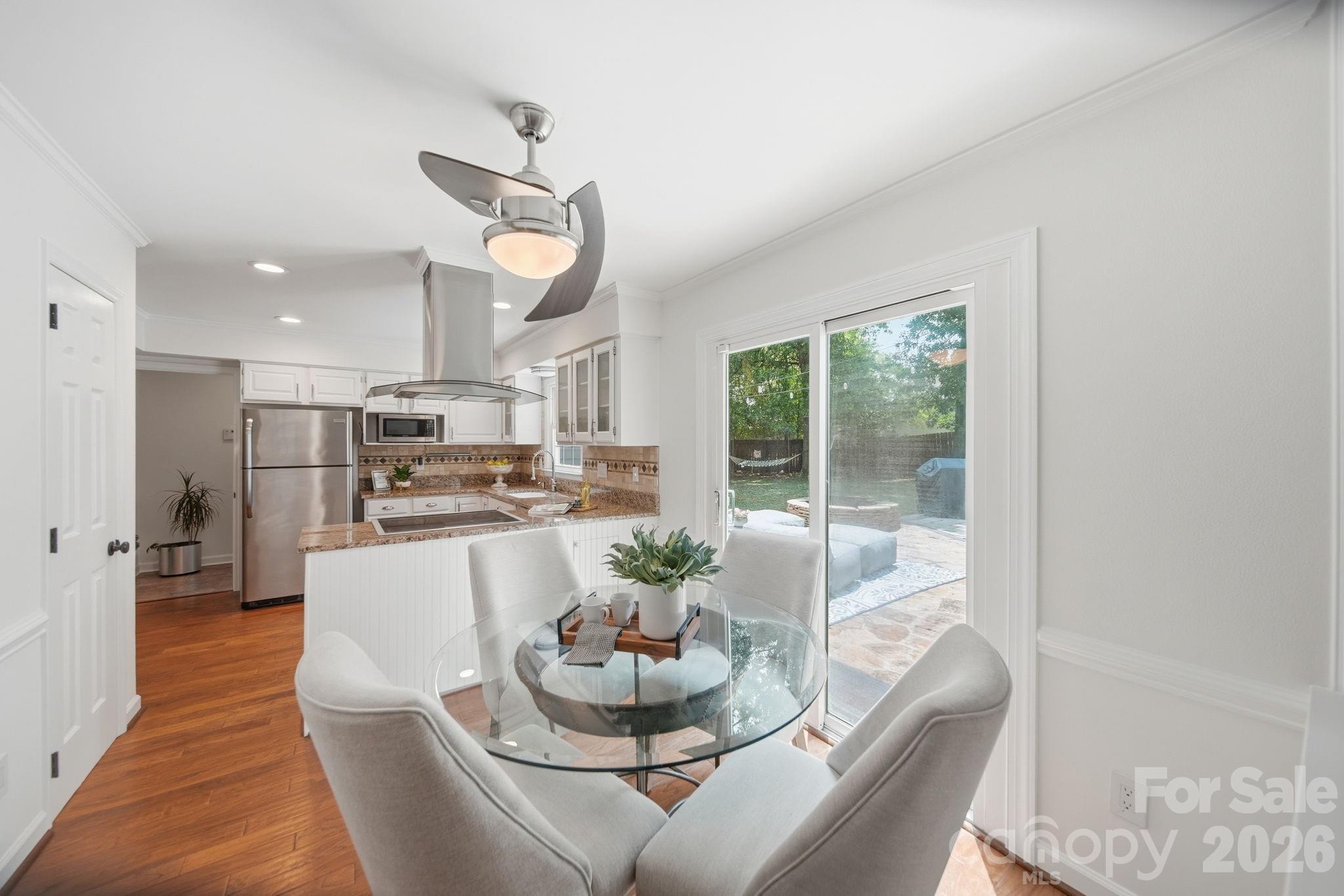 Home for sale at 5600 Carmel Station Avenue, Charlotte, NC — photo 12 of 47