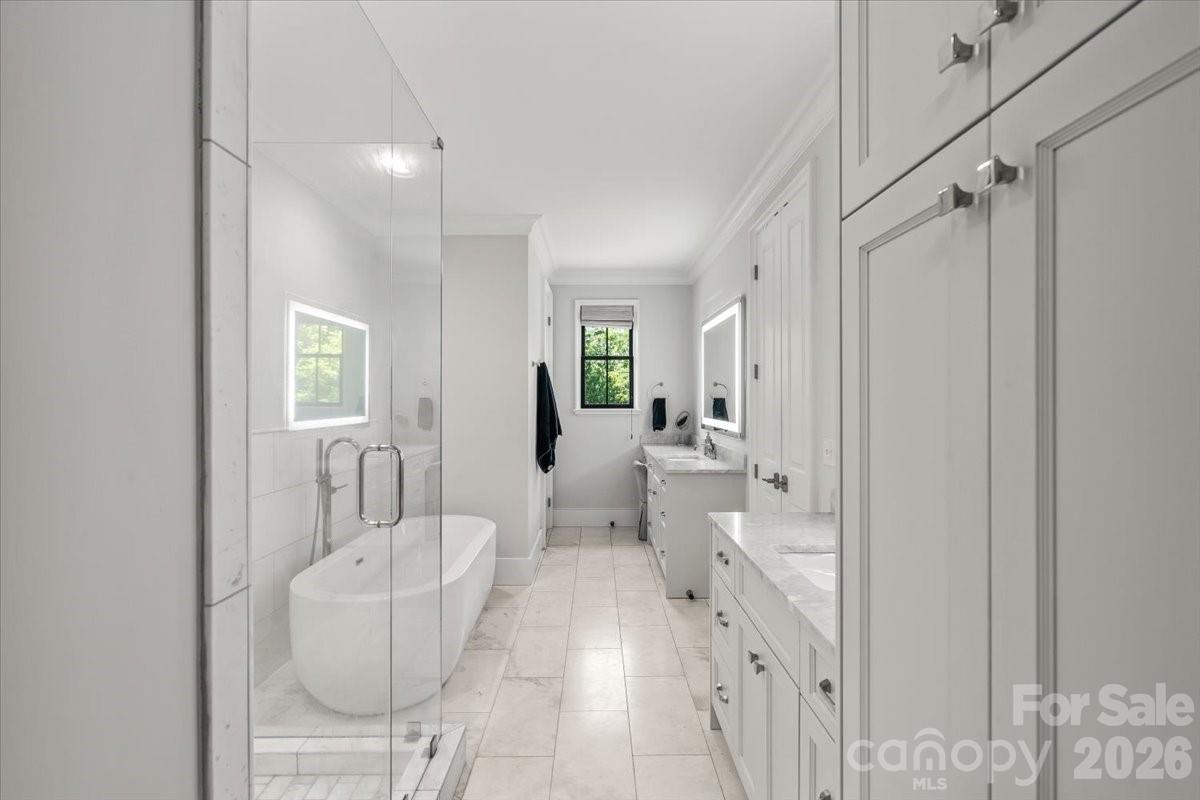 Photo 29 of 1160 S Kings Drive, Charlotte, NC