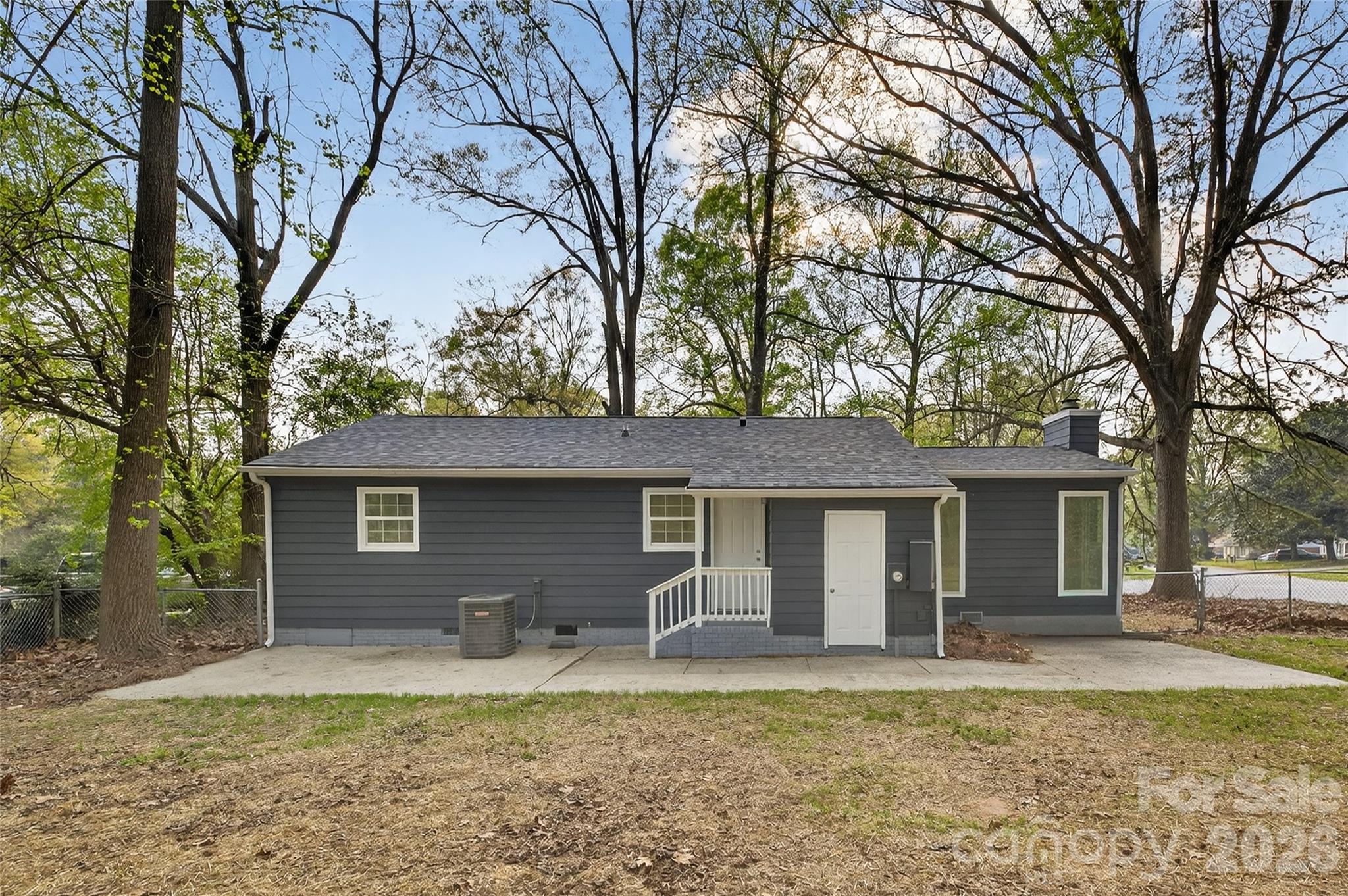 Photo 19 of 5143 Delivau Drive, Charlotte, NC