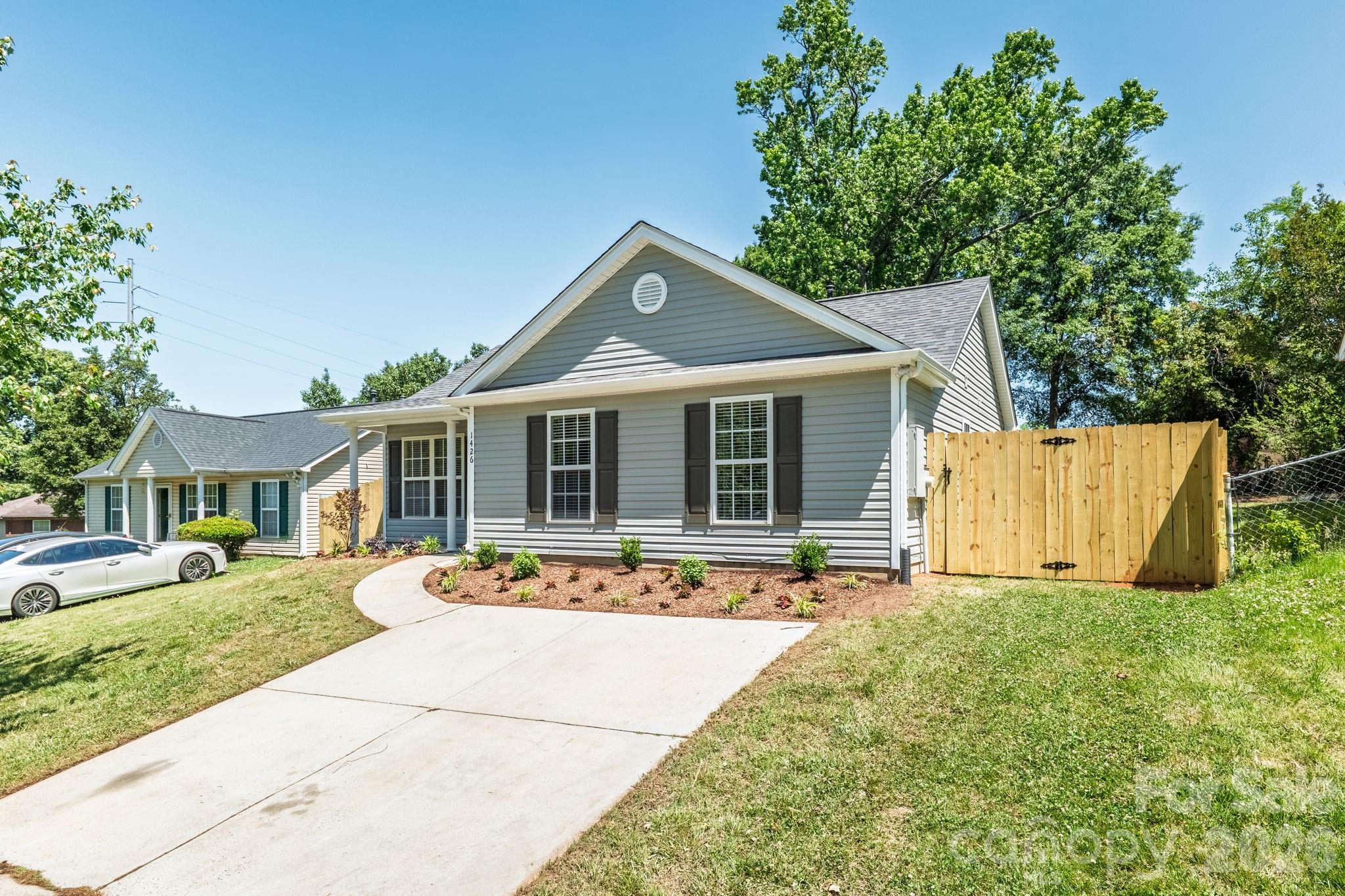 1426 Fontana Avenue, Charlotte, NC - photo 38 of 41