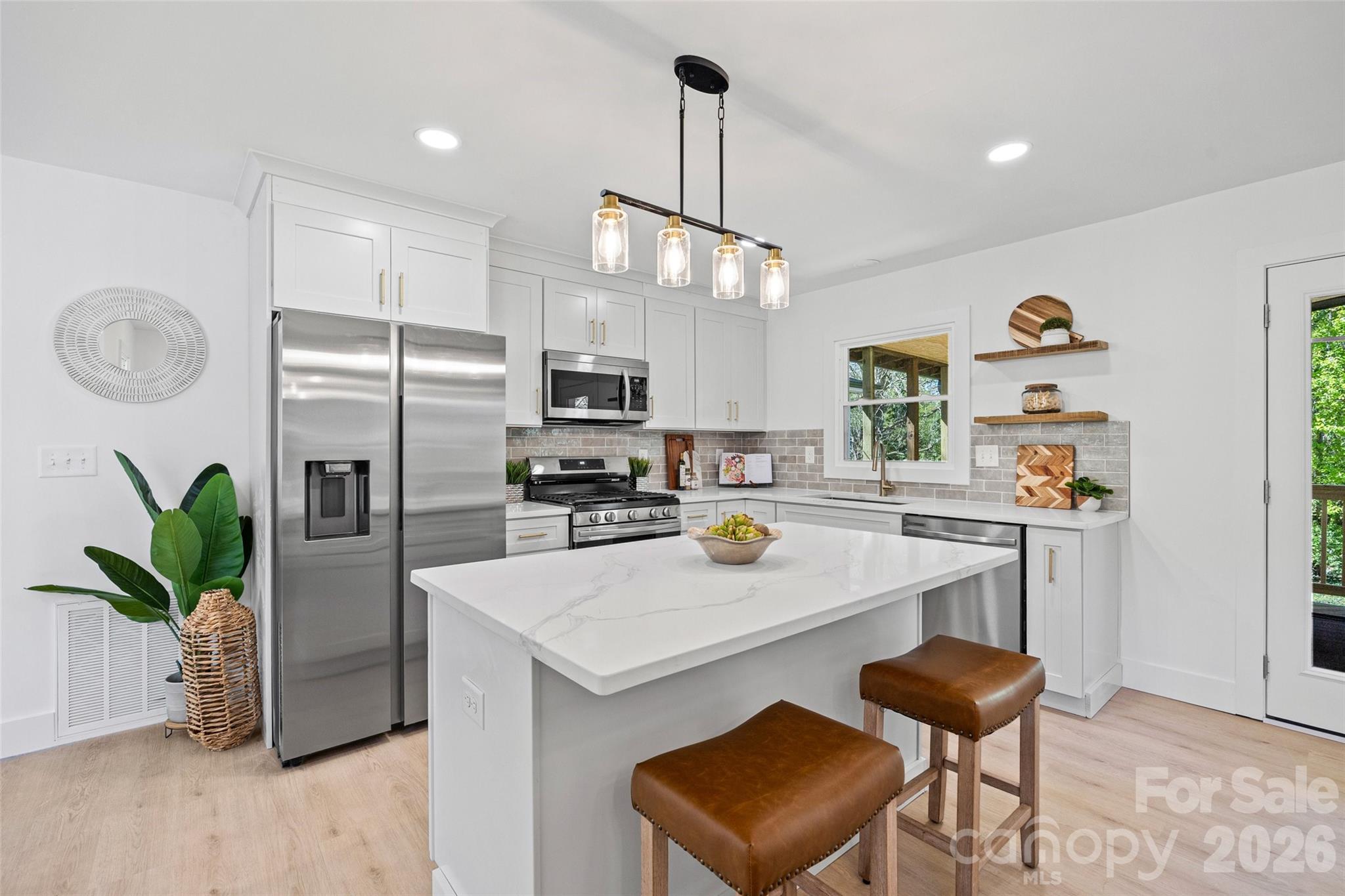 4200 Abbeydale Drive, Charlotte, NC - photo 6 of 27