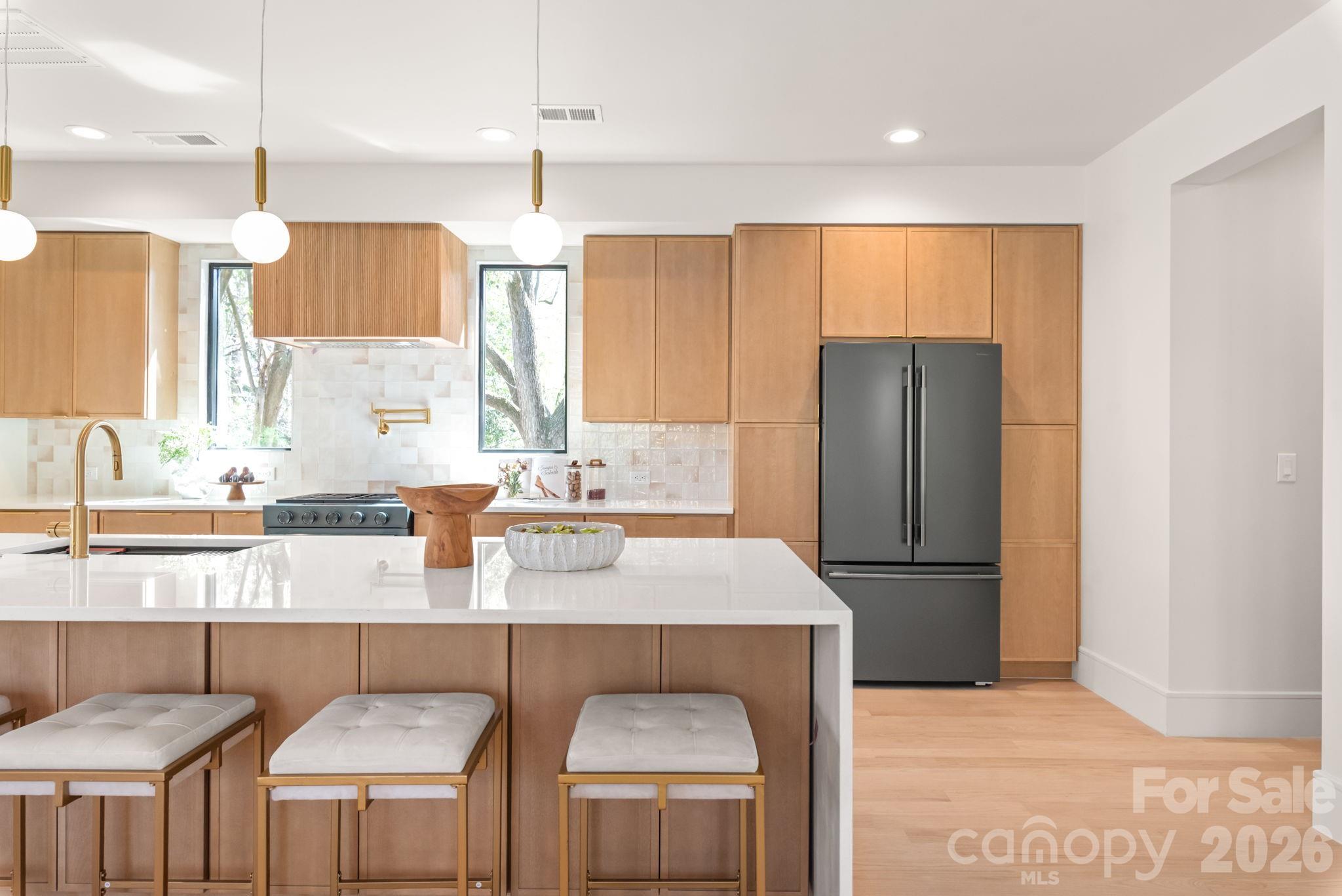 Photo 7 of 1814 Logie Avenue, Charlotte, NC