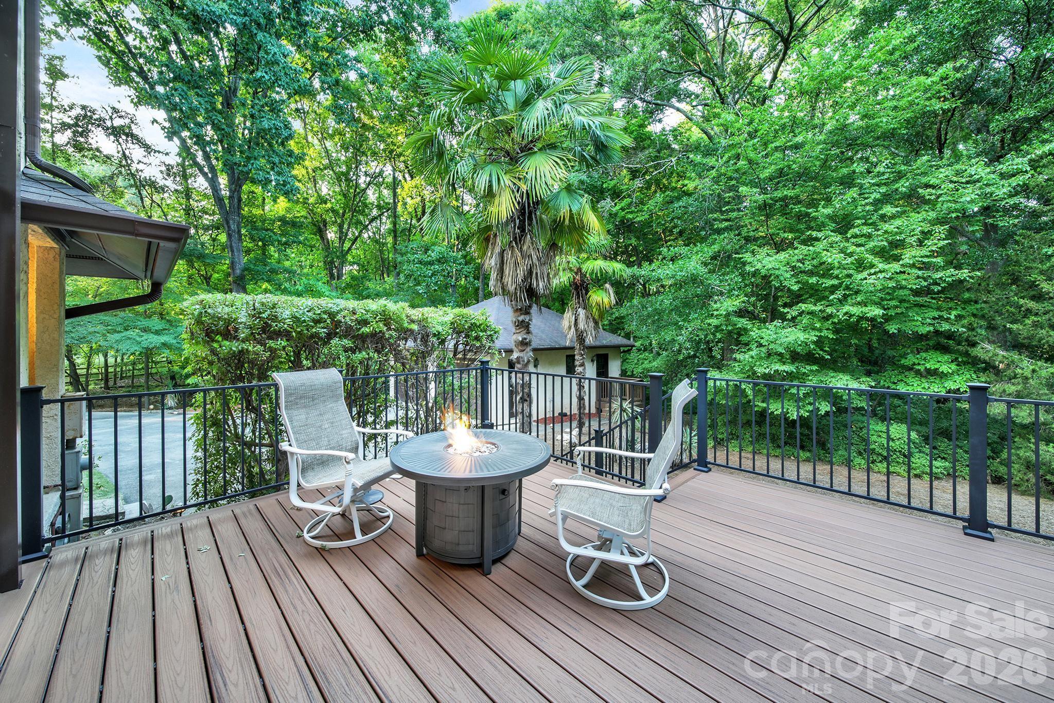 Photo 9 of 6512 Carmel Hills Drive, Charlotte, NC