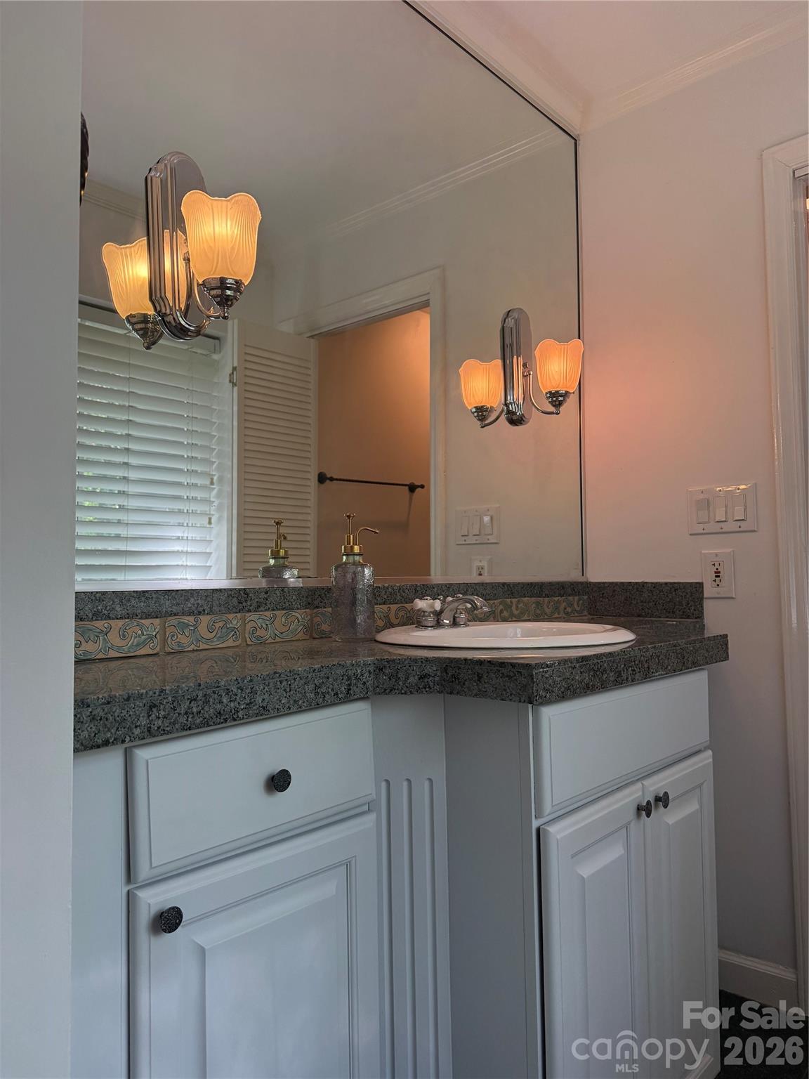 Photo 9 of 1323 Queens Road, Charlotte, NC