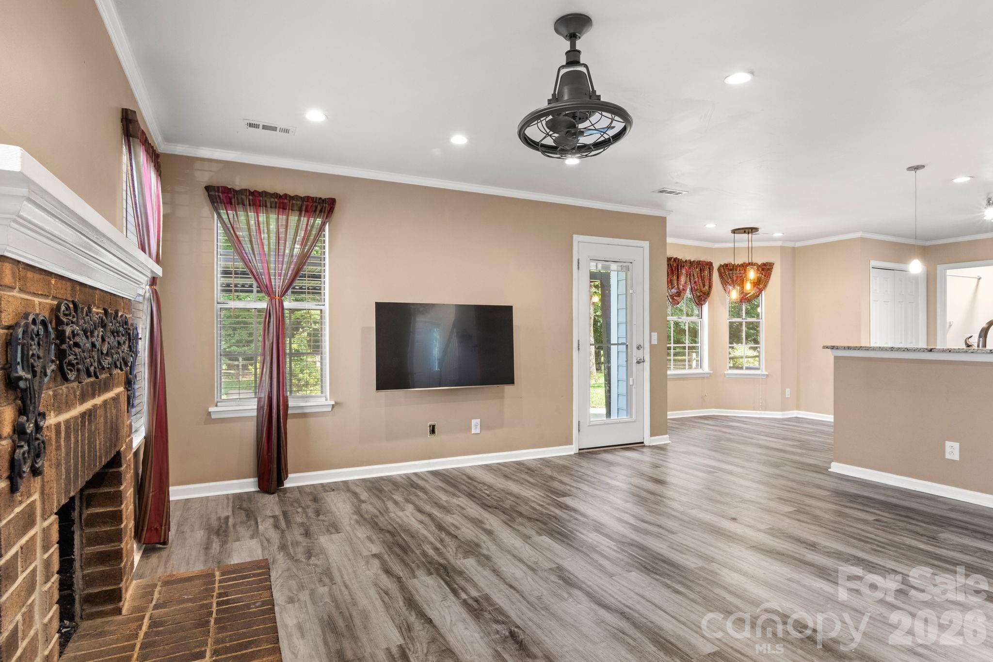 Photo 12 of 11413 Hunters Landing Drive, Charlotte, NC