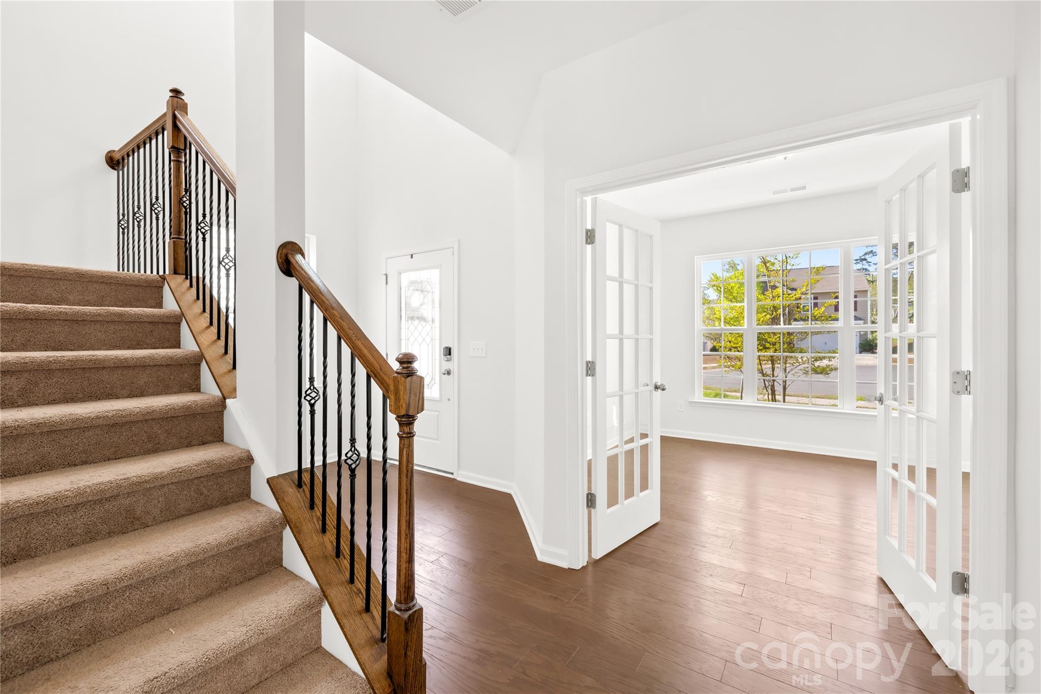 Photo 4 of 1072 Willow Bend Drive, Fort Mill, SC